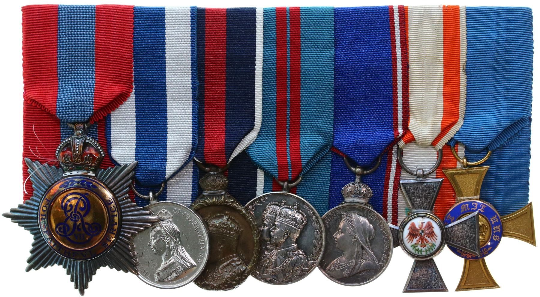 Militaria Medals; British Family Grouping of includes Grouping of 7 ...