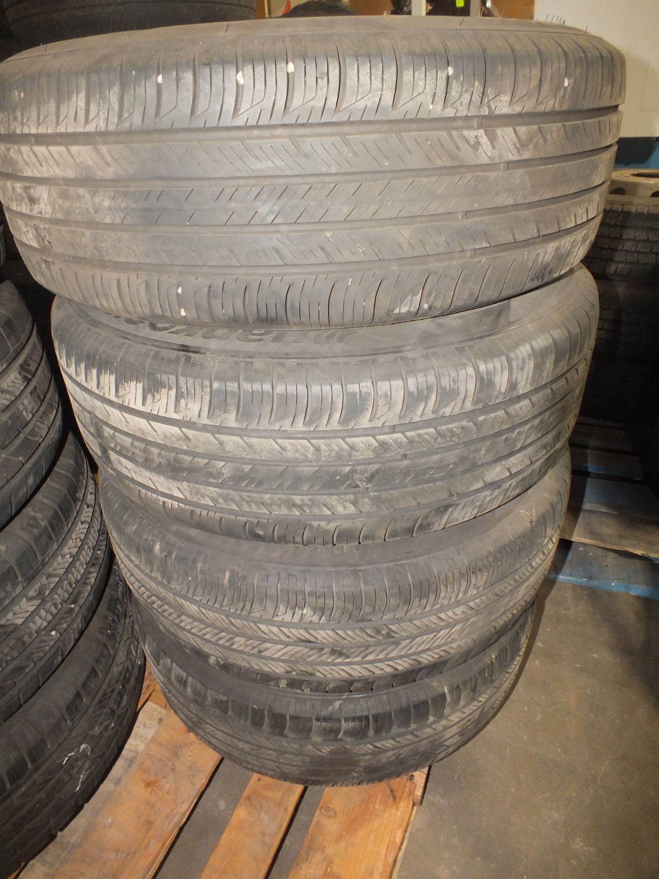 Set Of 4 Winter Tires no Rims