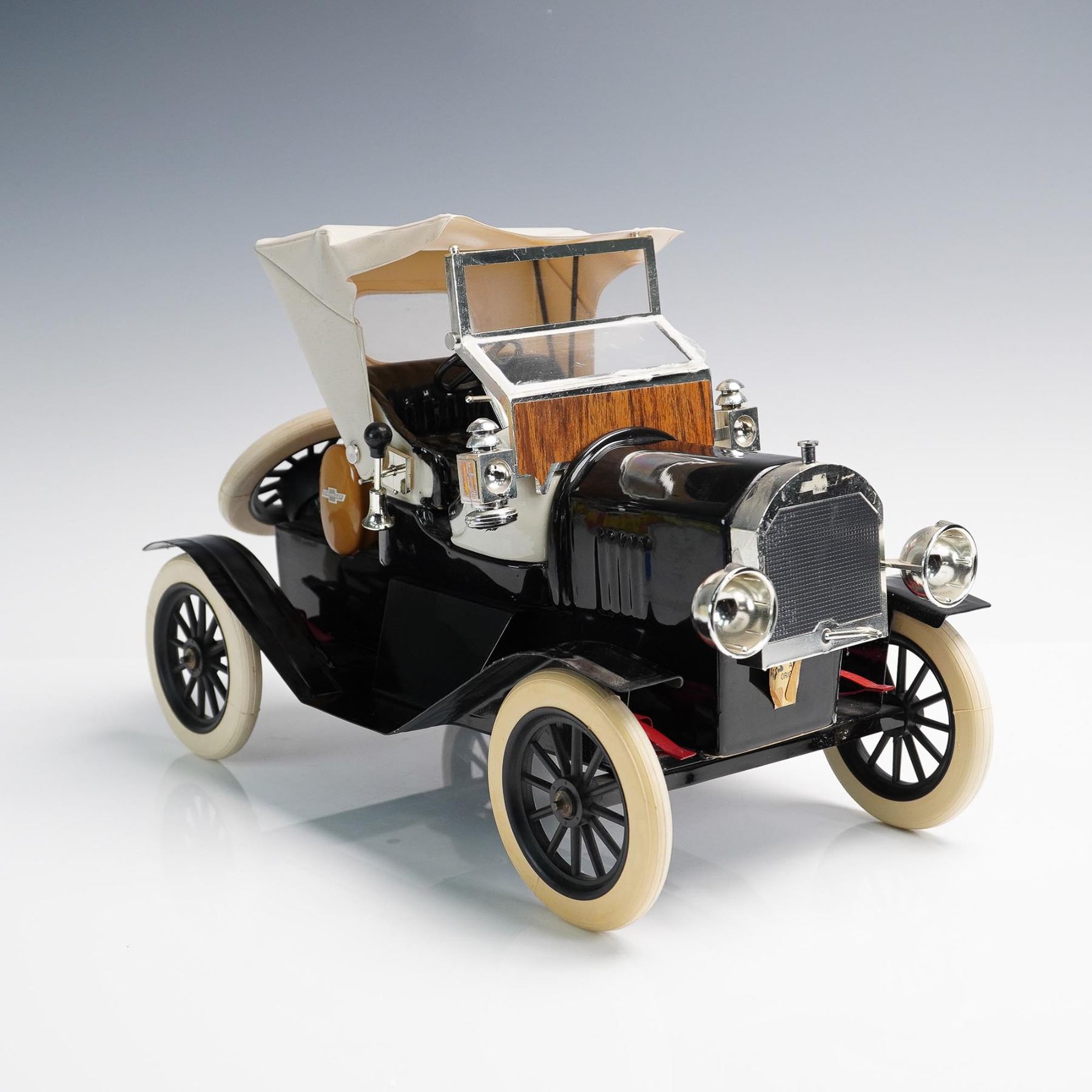 Aristo-Craft 1910s Model T Touring Car by Aesthetic Specialties, 1979
