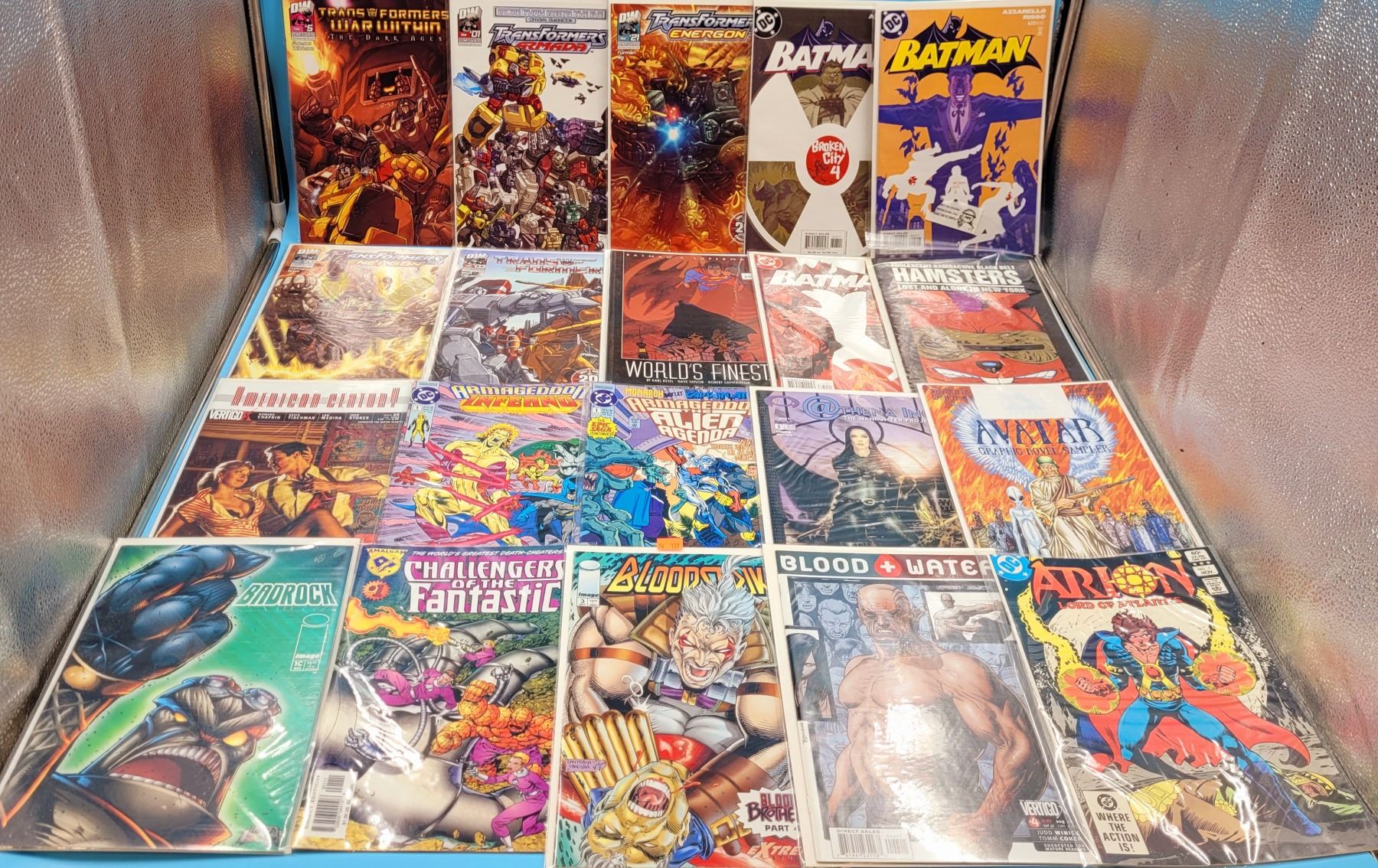 Lot Of 20 VTG Comics Inc. (Batman, Avatar)