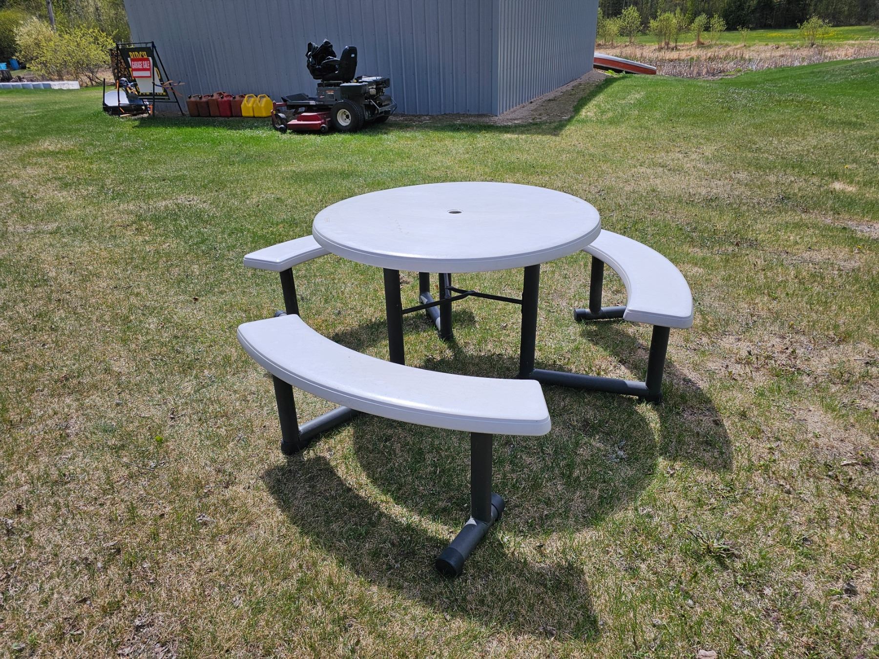 Round bench Table - Schmalz Auctions