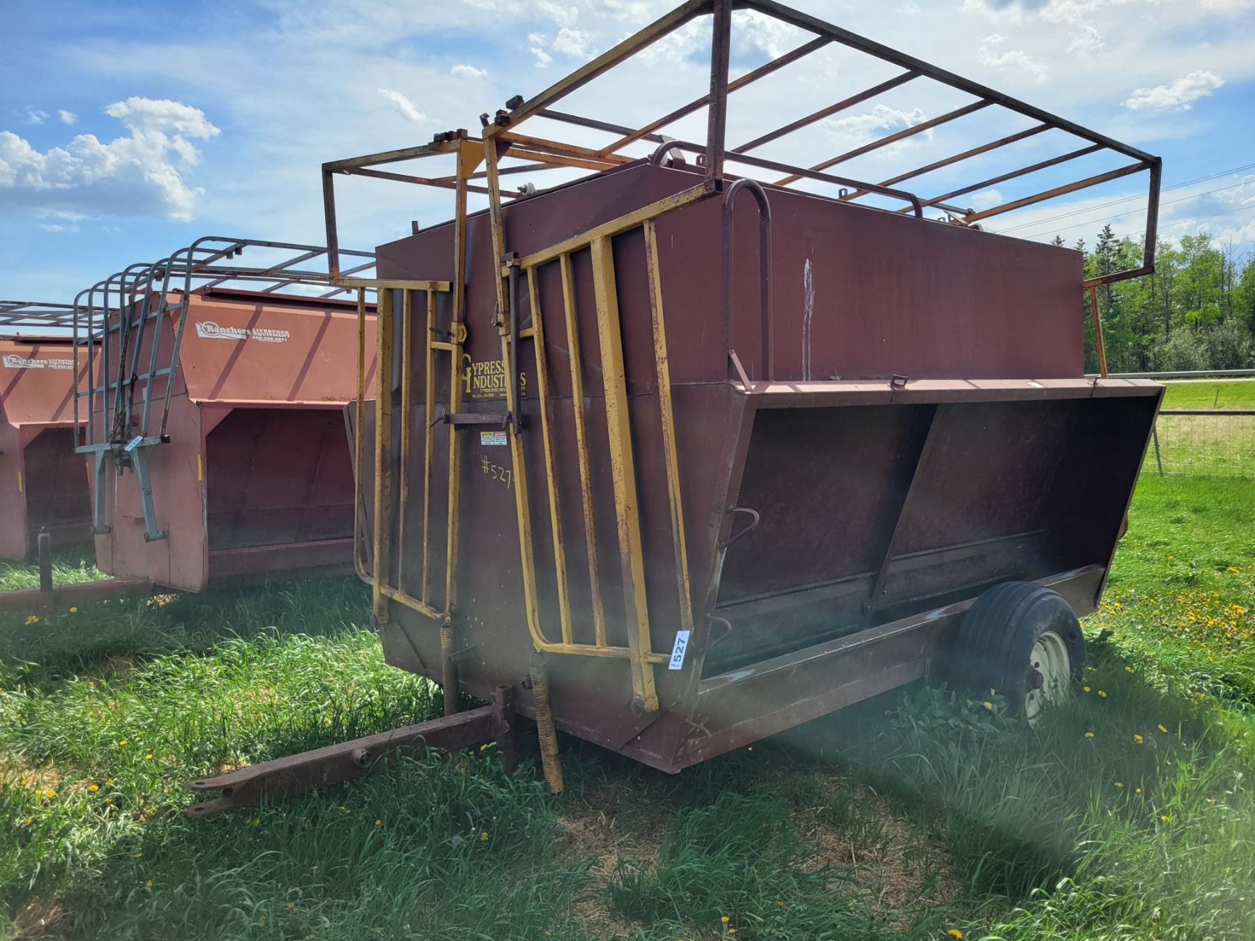 Cypress Industries creep feeder w/ feed panel. 10ft.