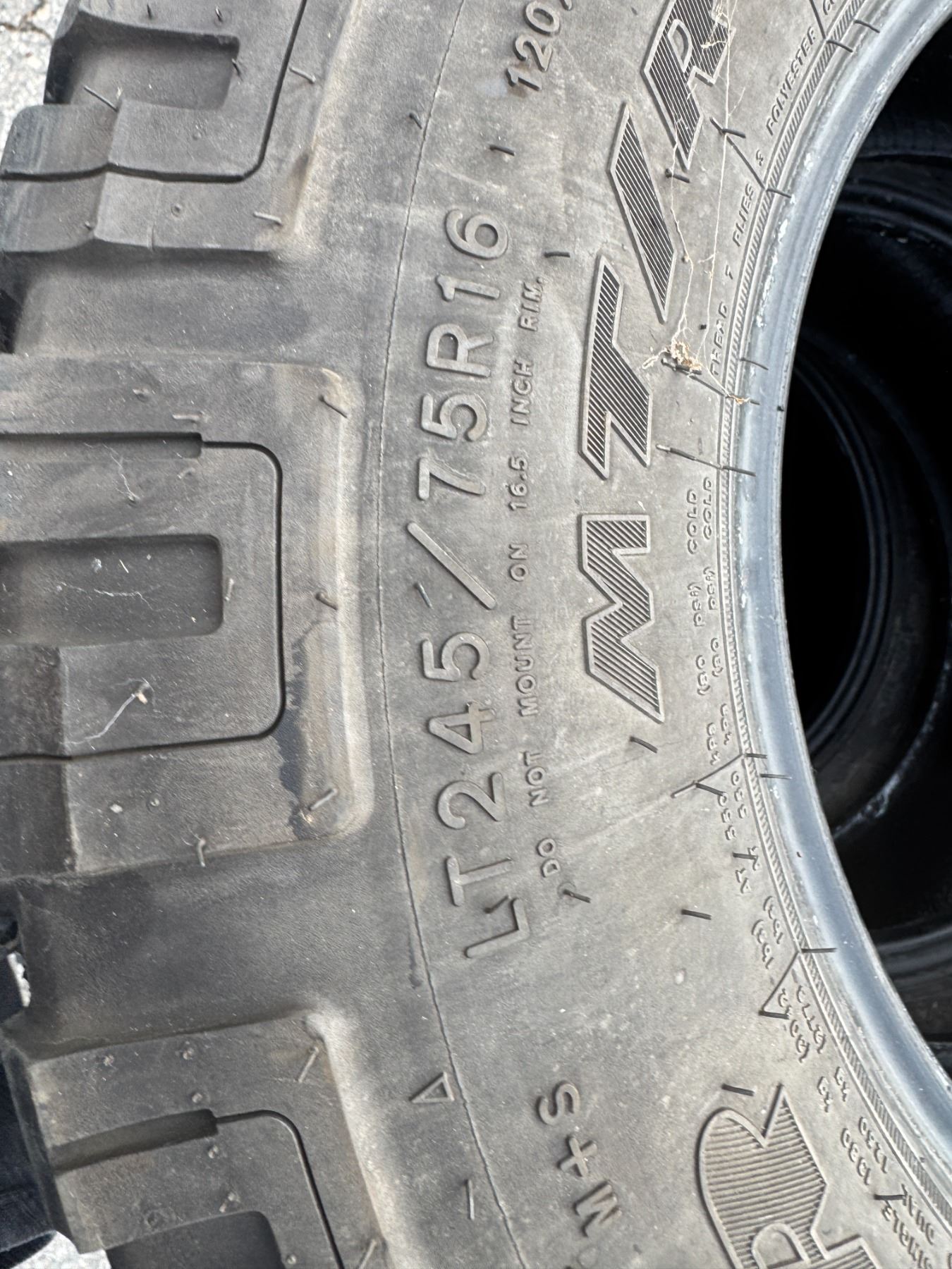 Goodyear tires LT 245/75R 16