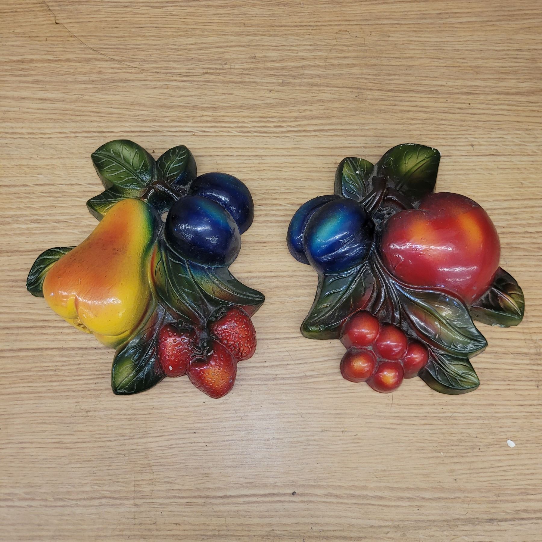 Lot of 2 Good Condition 1940s 1950s Devonware Chalkware Fruit Wall Decor