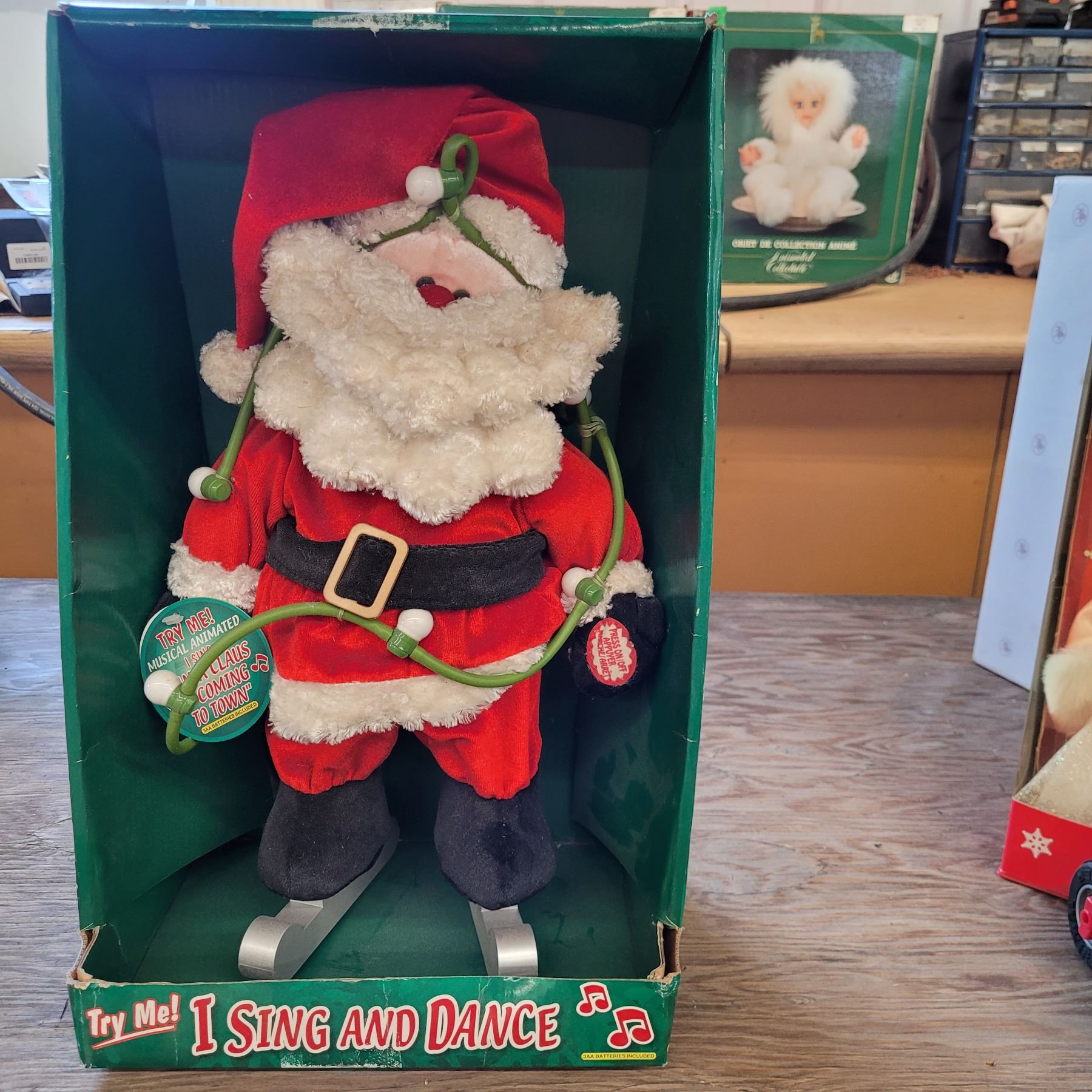 NOS I Sing and Dance Animated Santa