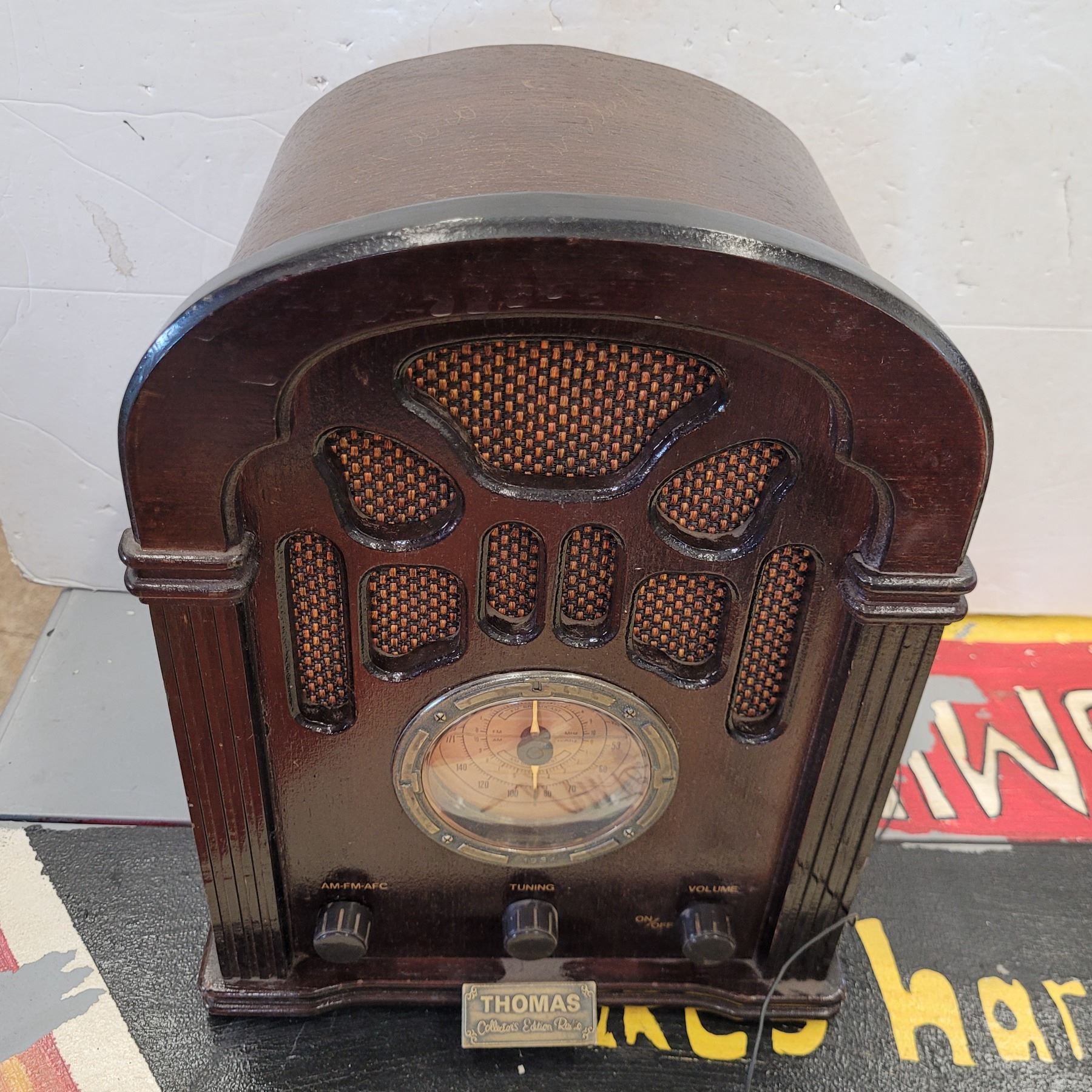 Thomas Edison Collectors Edition Radio