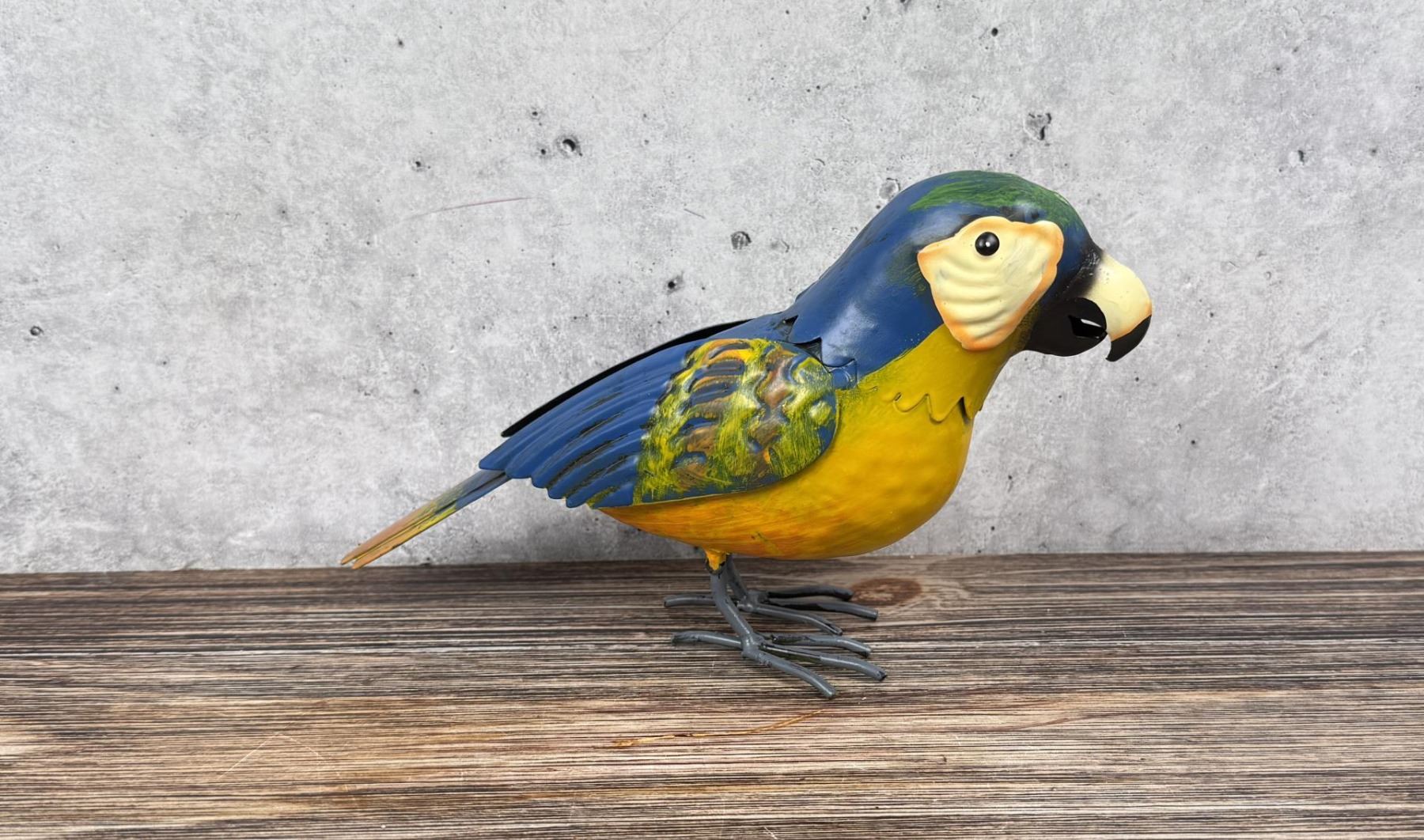 Decorative Tin Metal Garden Parrot