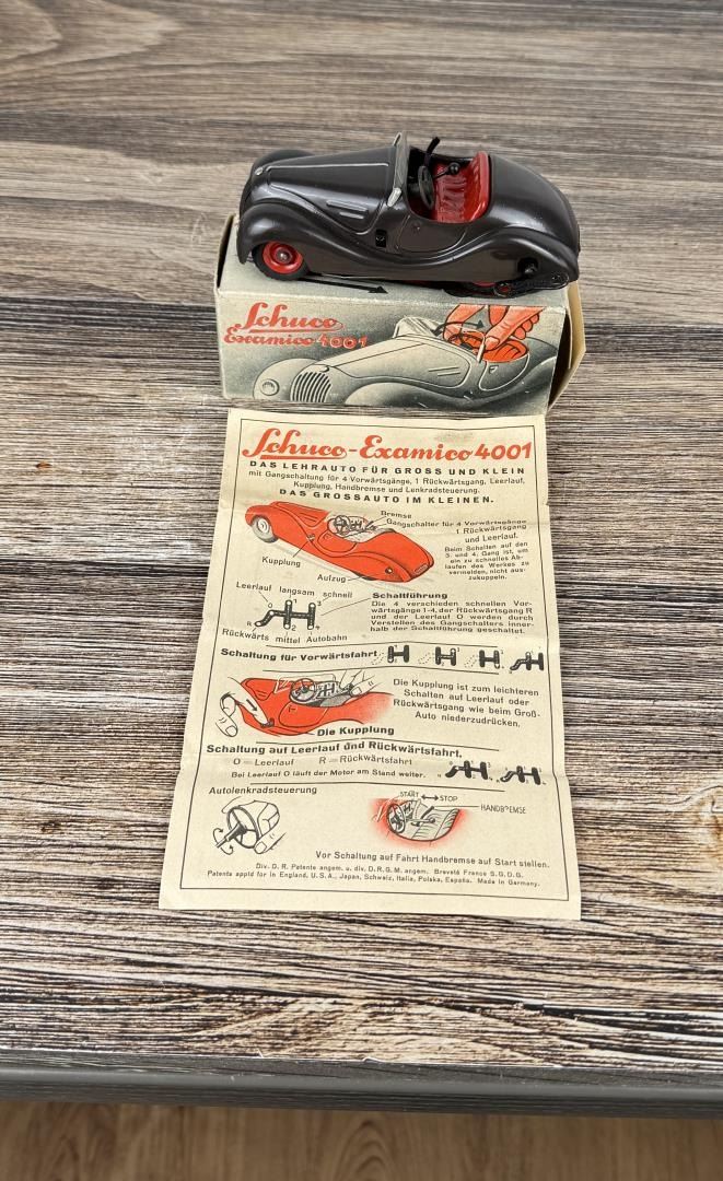 Schuco Examico 4001 Wind Up Toy Car