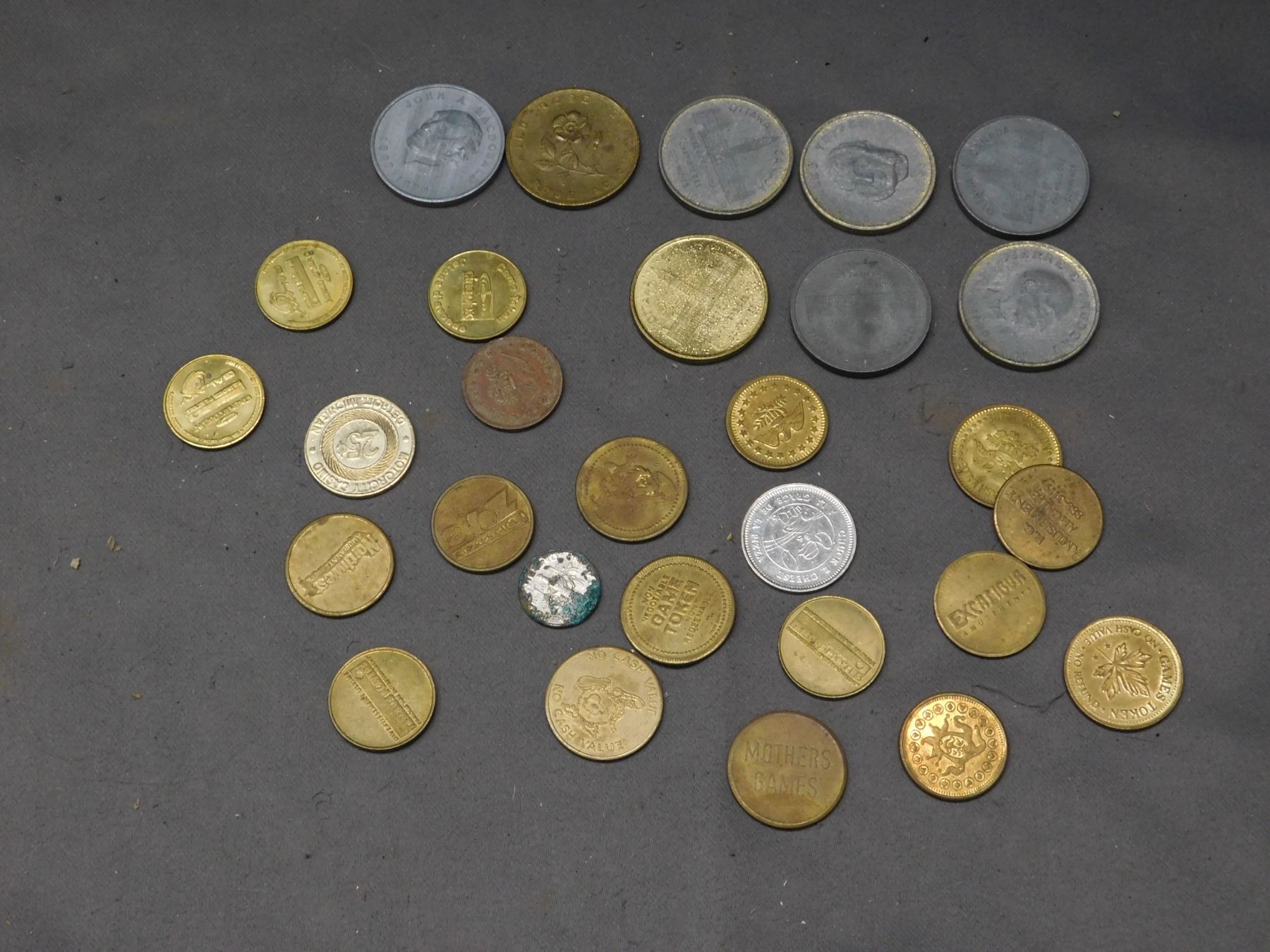 Lot of Vintage Medals and Arcade Tokens Chuck-E-Cheese, Ruckers , etc