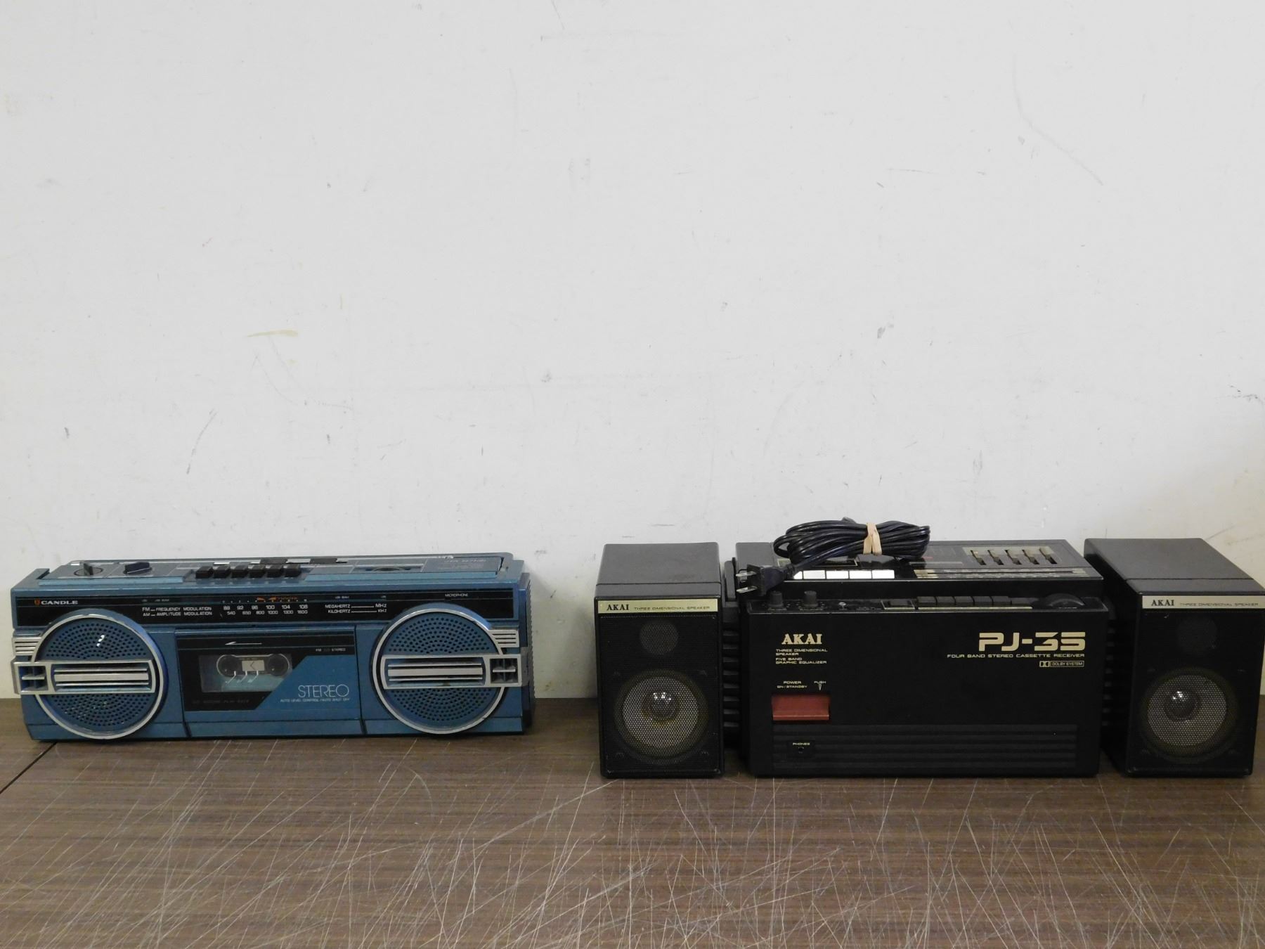 Akai Model PJ -35 FU Stereo Cassette Receiver and Candle JTR1471B Radio ...