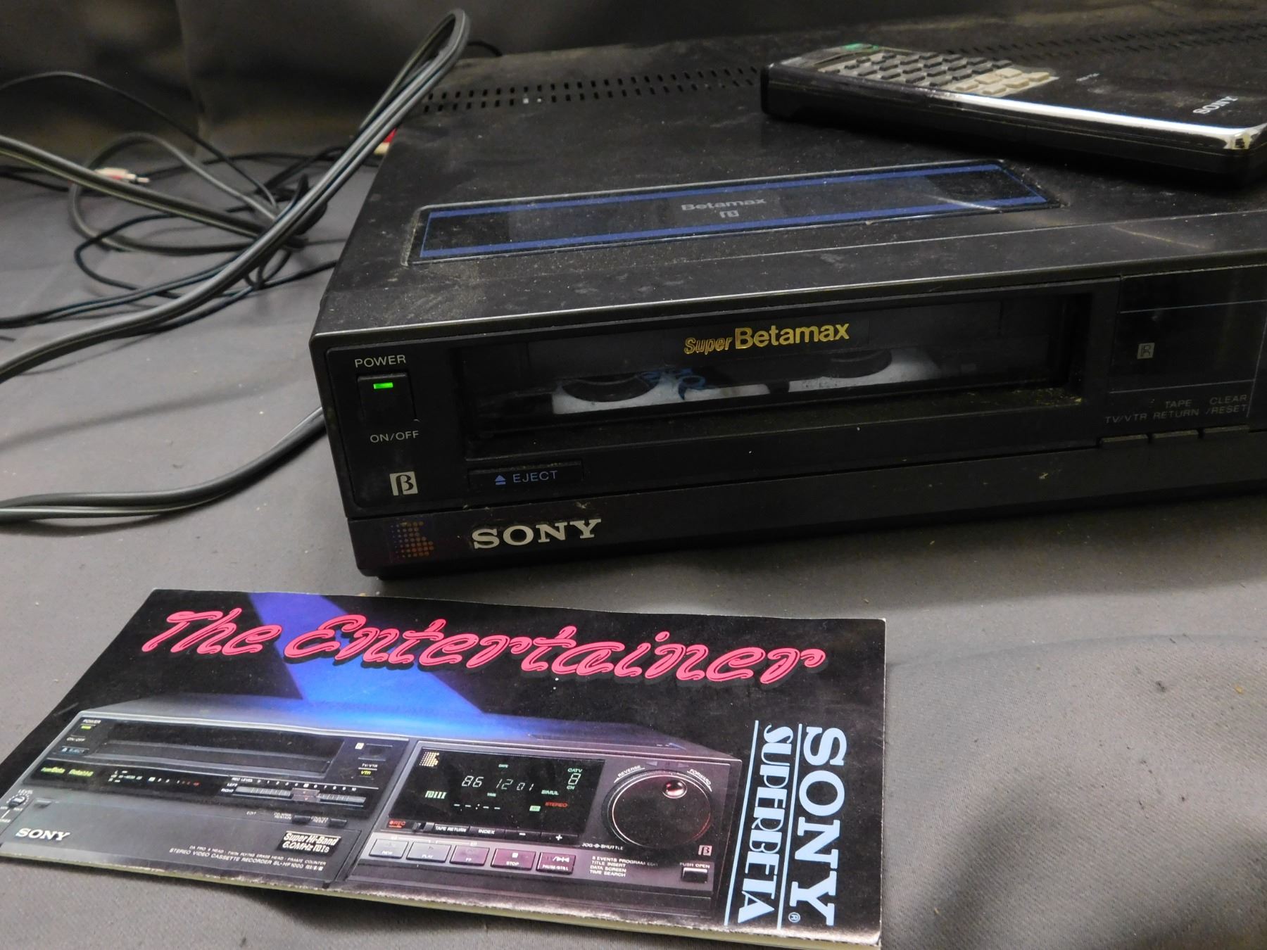 Sony Super BETAMAX SL-HFR70 Video Cassette Recorder