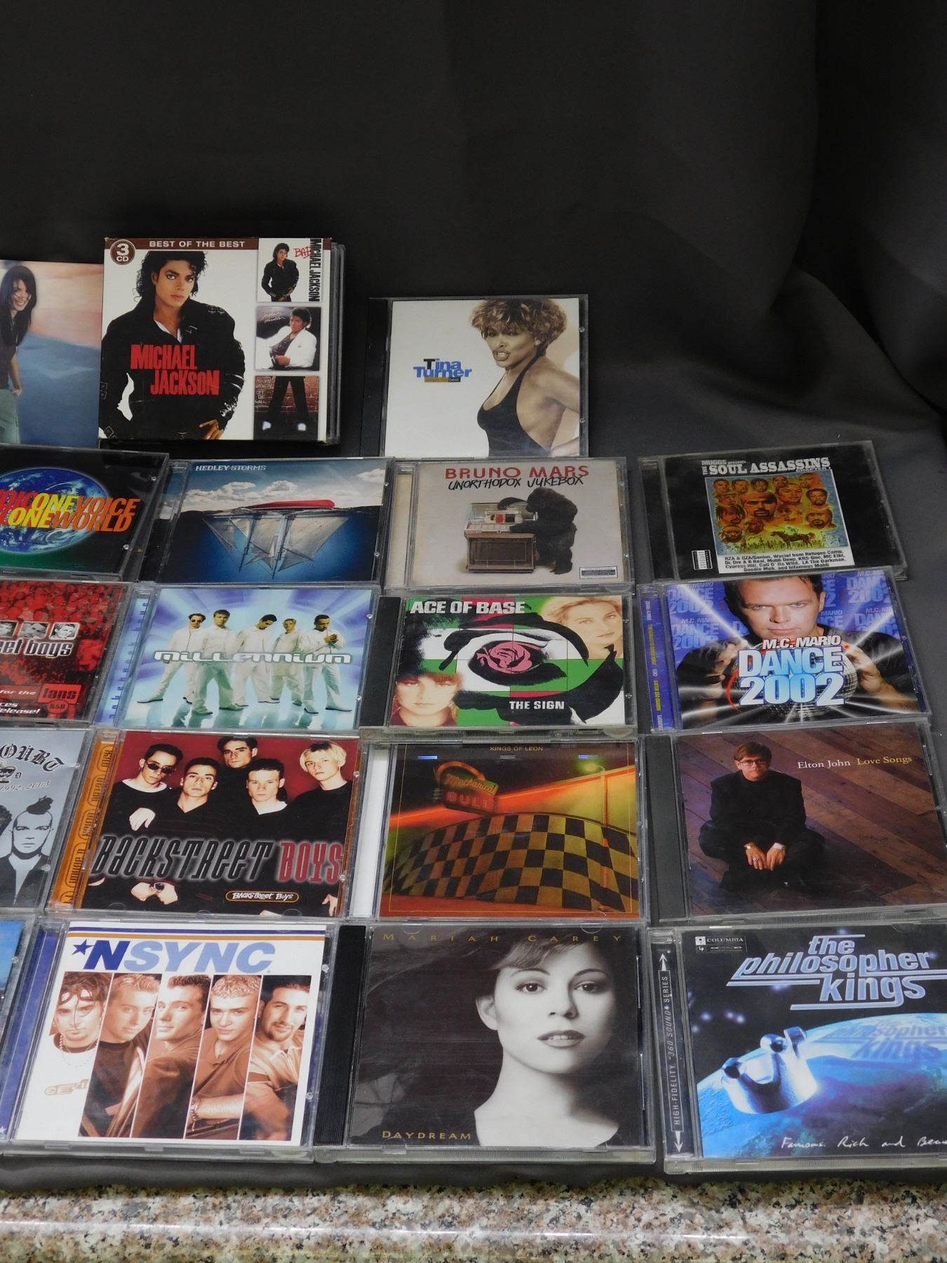 Lot of 32 CDs Punk, Alternative, Emo, Pop, Mariah Carey, Backstreet ...
