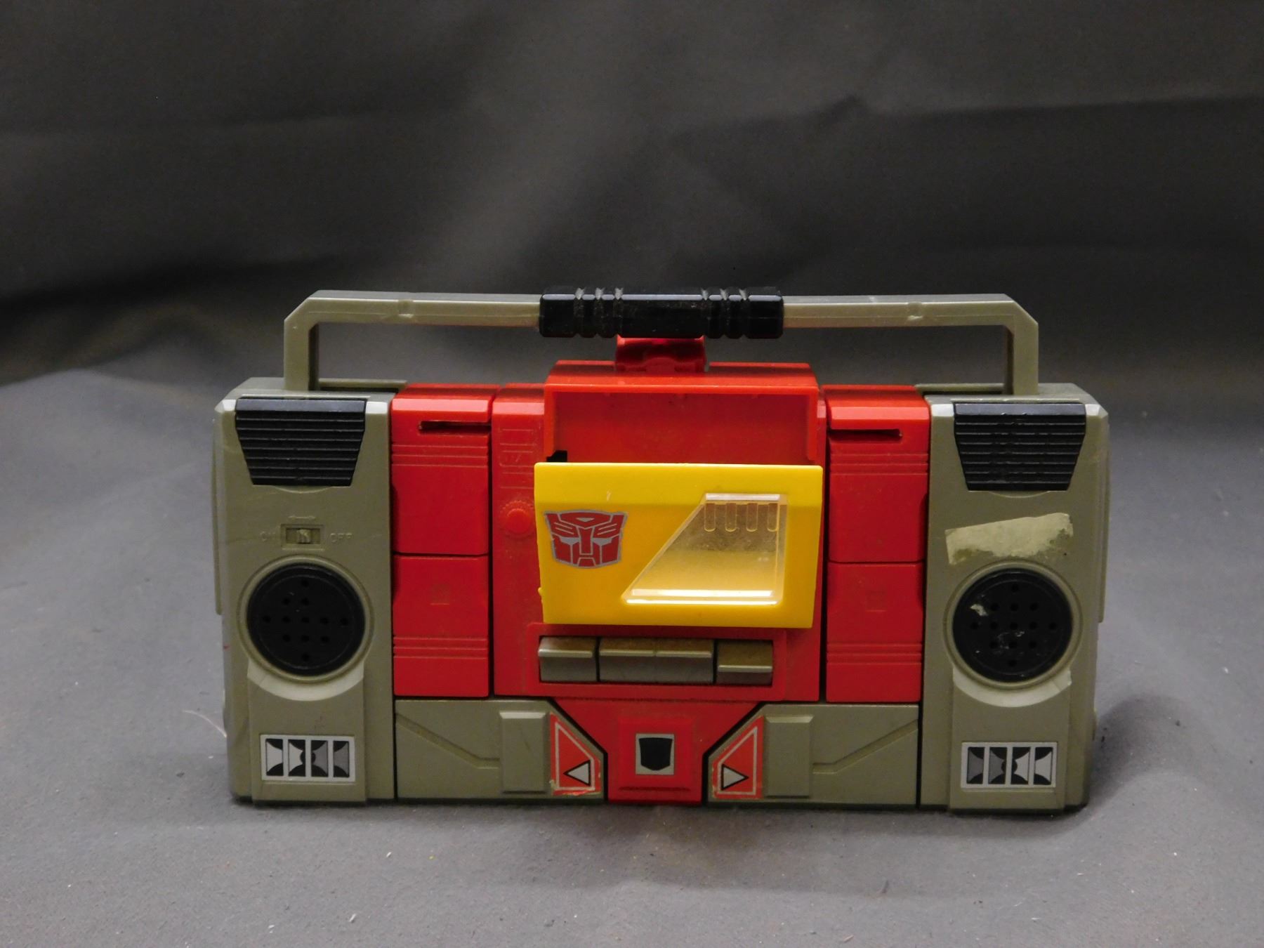 Vintage G1 Transformers Blaster Action Figure