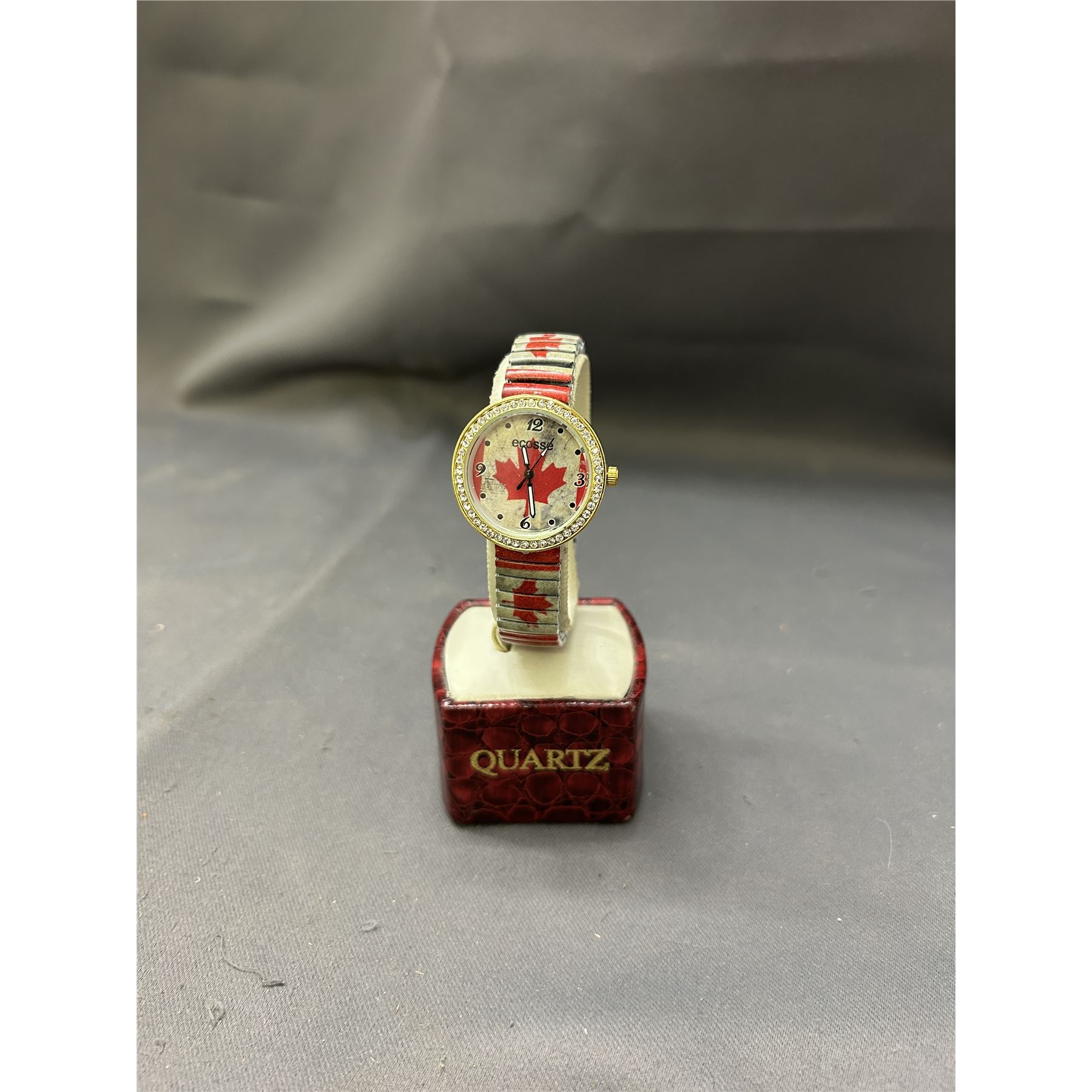 Ecosse Canada Flag Quarts Watch *works*
