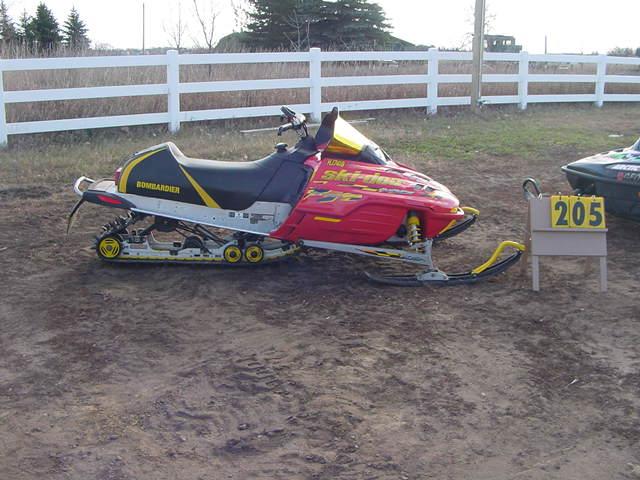 2003 Ski Doo MXZ Renegade 800