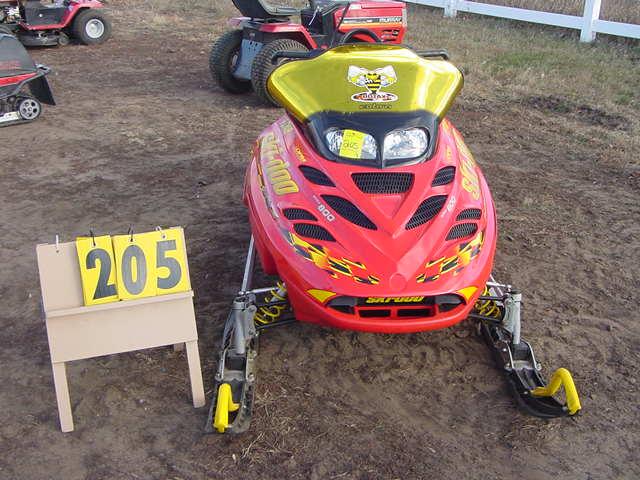 2003 Ski Doo MXZ Renegade 800