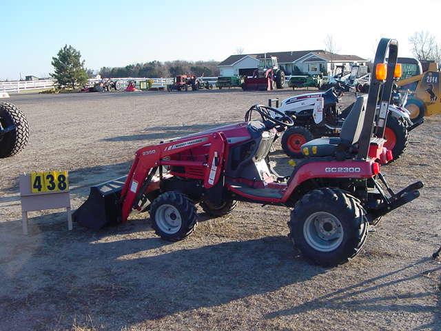 Massey Ferguson 2350