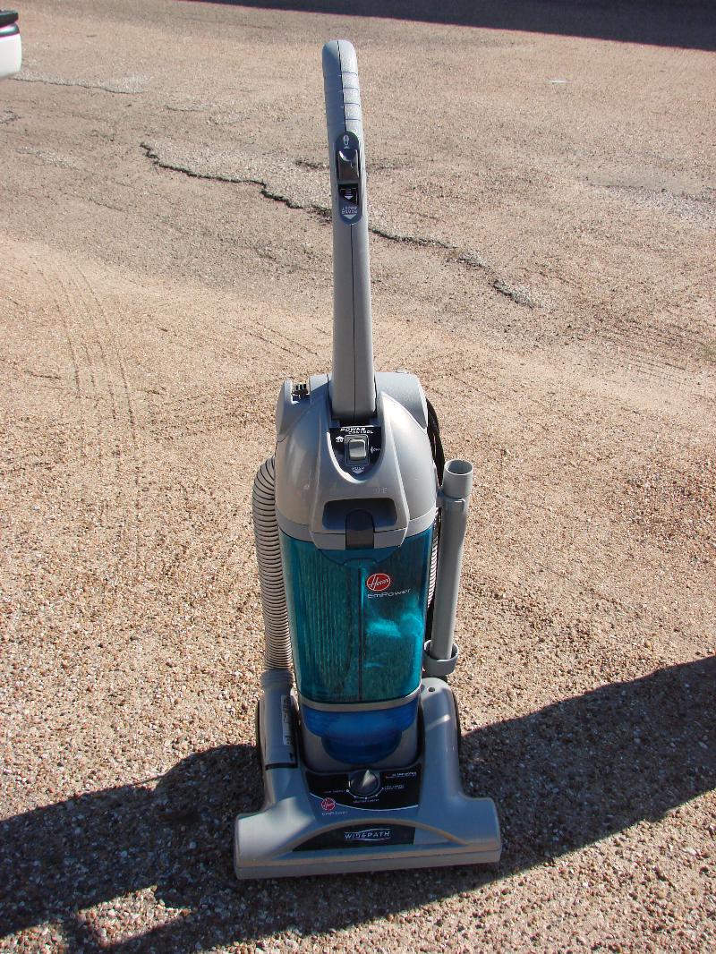 Hoover EmPower Widepath Vacuum