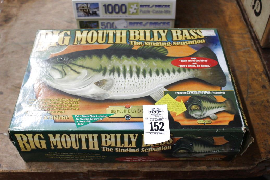 Big Mouth Billy Bass Signing Fish Mount