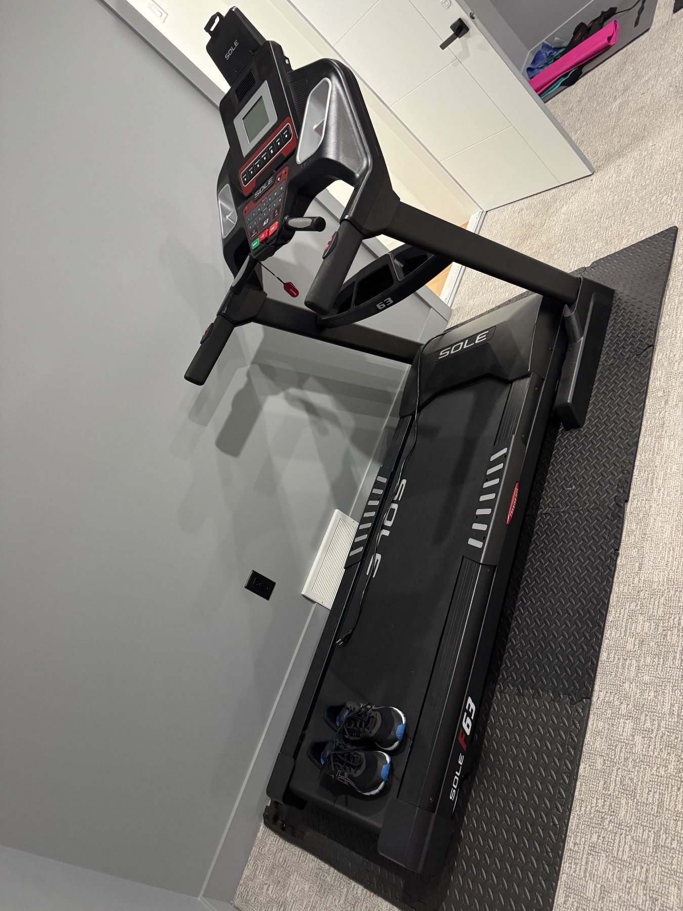 SOLE F 63 treadmill