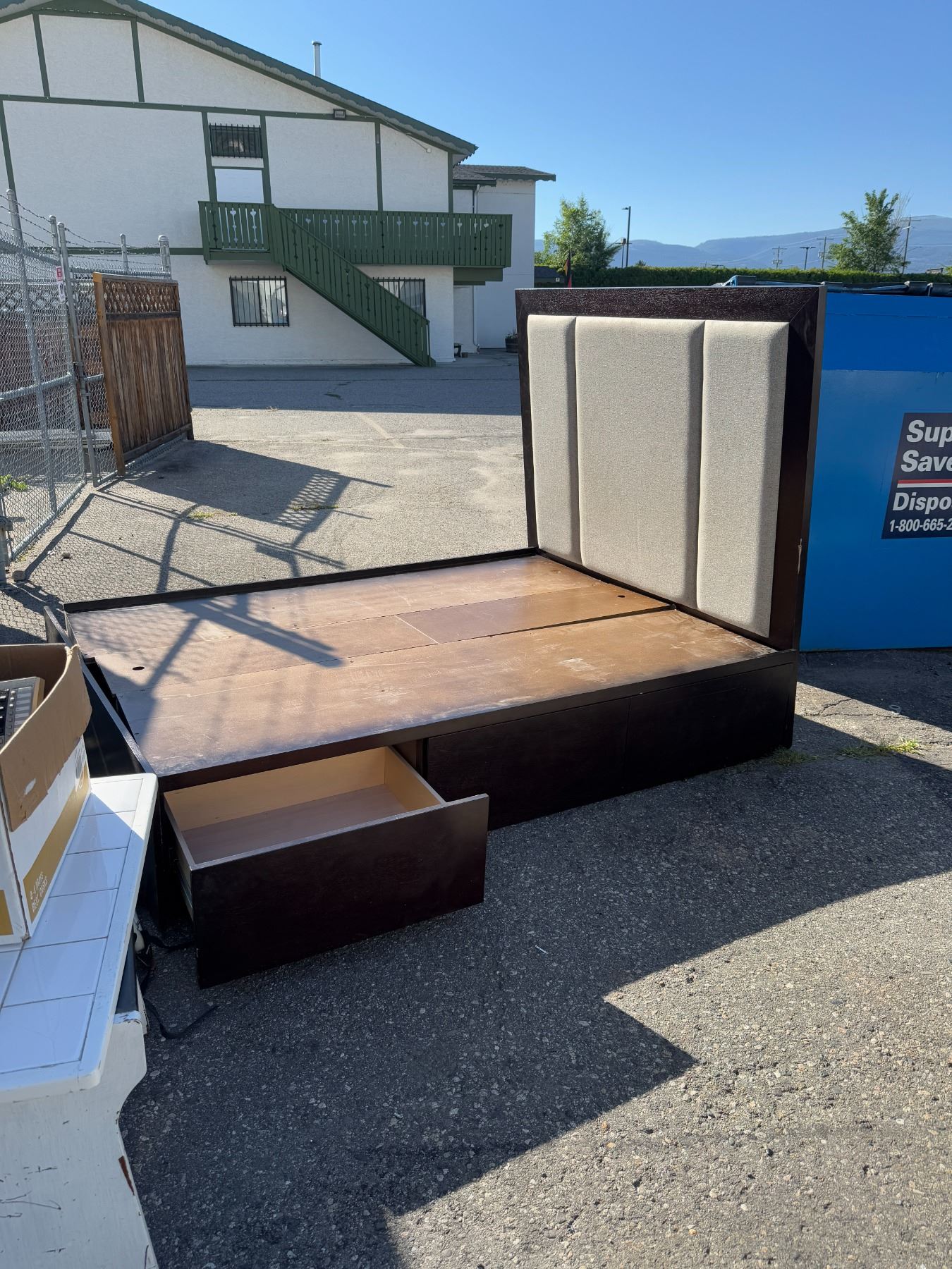 Queen size headboard, footboard rails with storage drawers