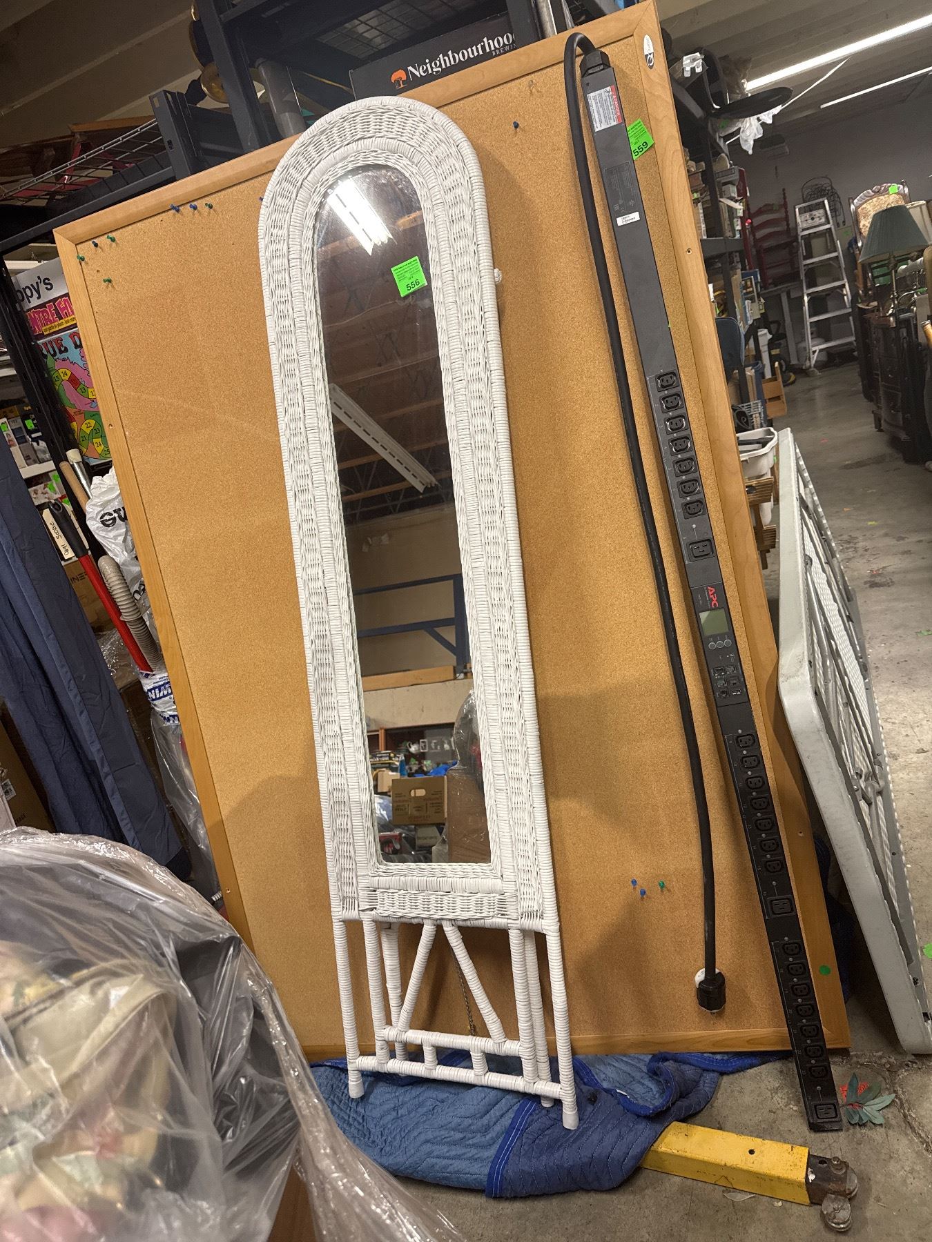 Standing wicker mirror