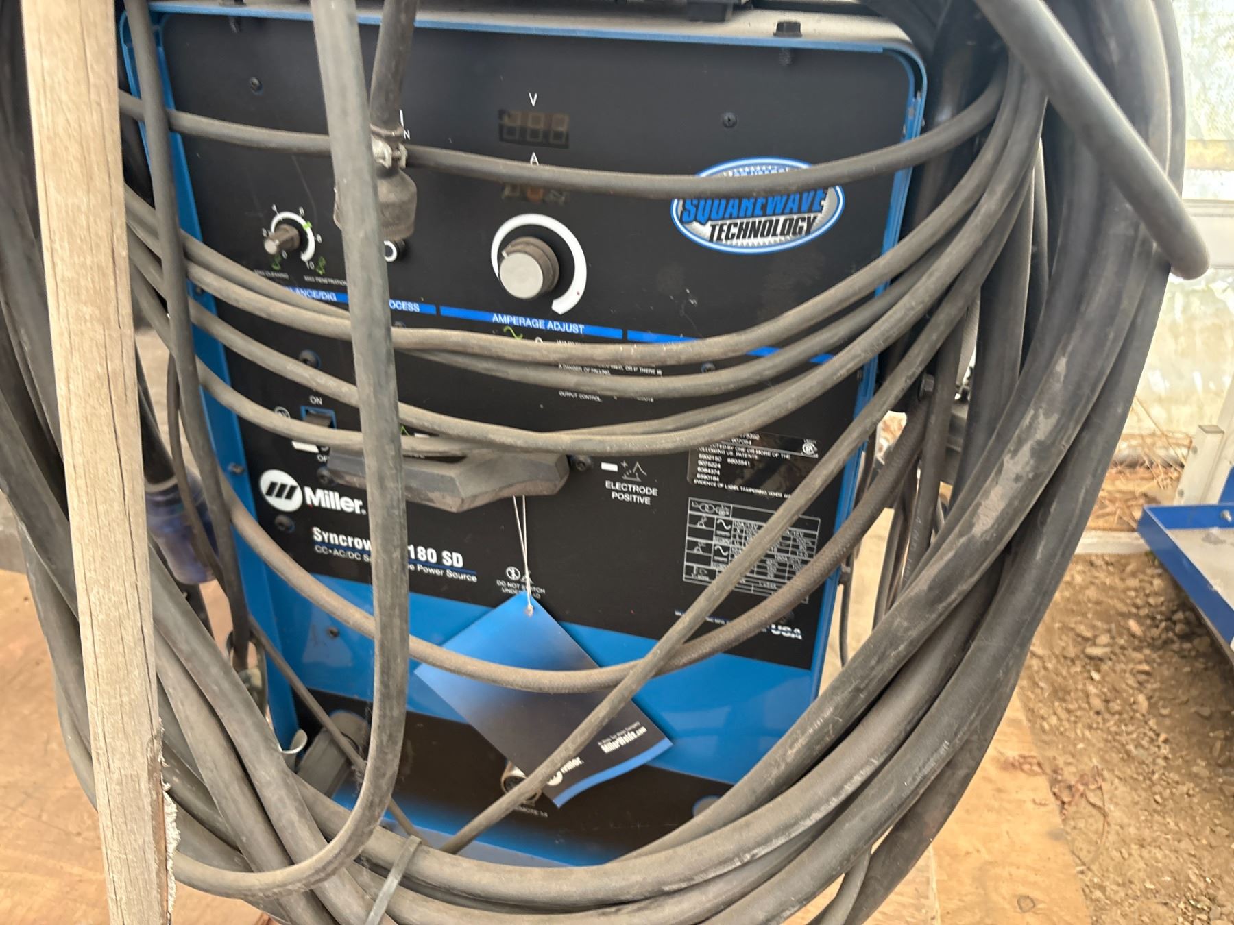 As New 180 amp Miller Syncrowave, Tig & Electric Arc 220V welder