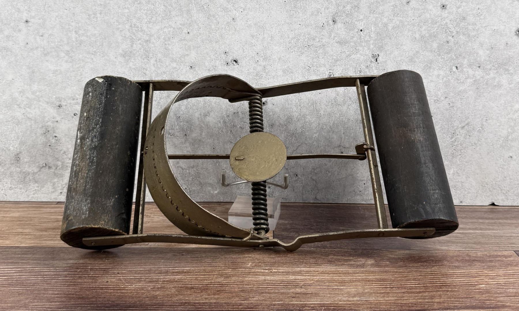 Funsten Submarine Rigid Float Muskrat Trap