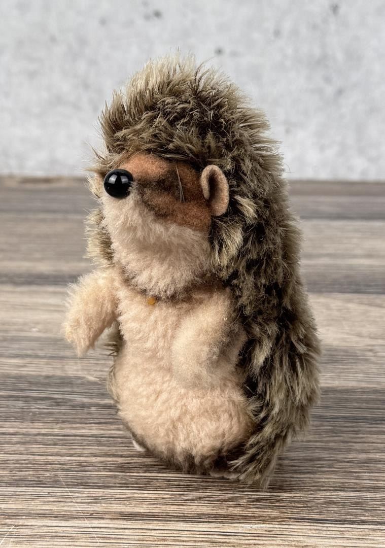 Steiff Joggi the Hedgehog