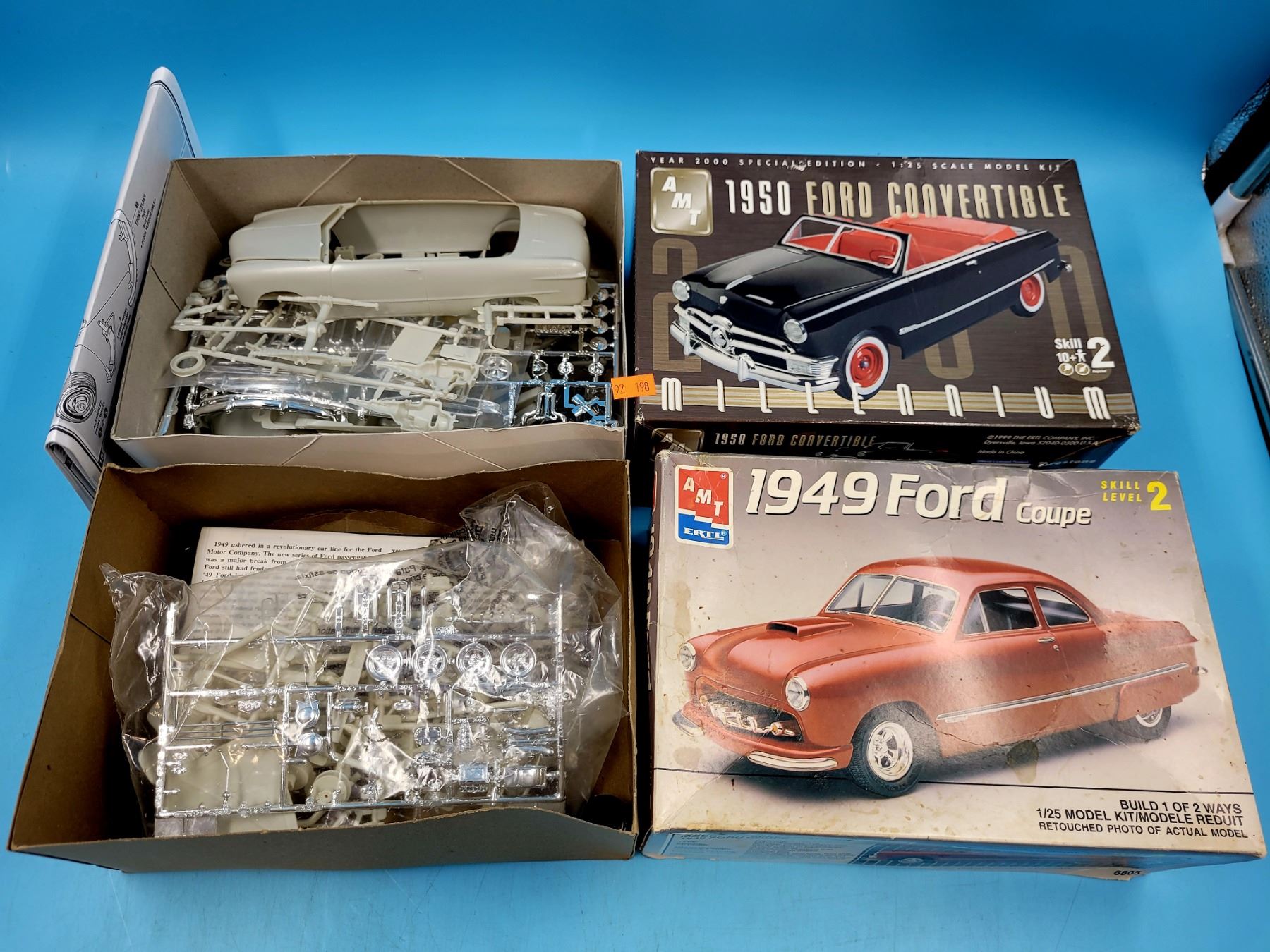 Unbuilt 1950 Ford Convertible Model Kit & 1949 Ford Coupe 1:25 Model Kit