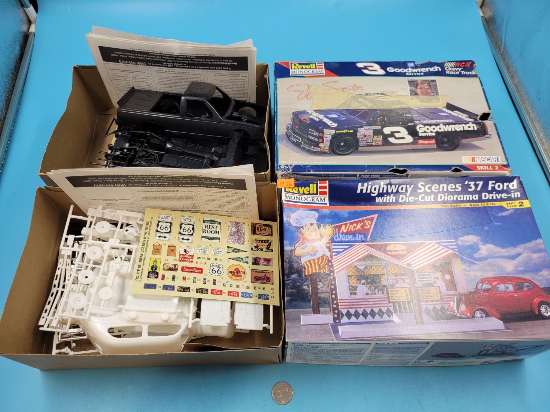 Unbuilt Jay Sauter Chevy Race Truck 1:24 Model Kit & '37 Ford w/ Drive ...