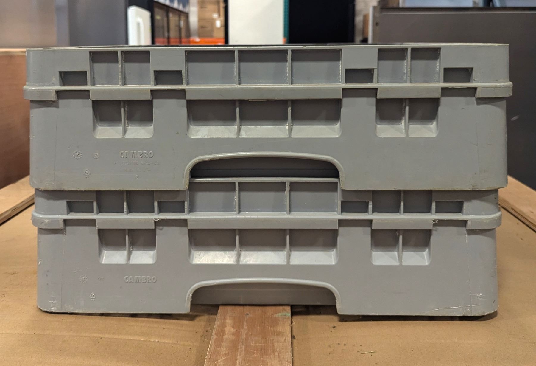 Cambro 25S318 25-Compartment Glass Racks - Lot of 2