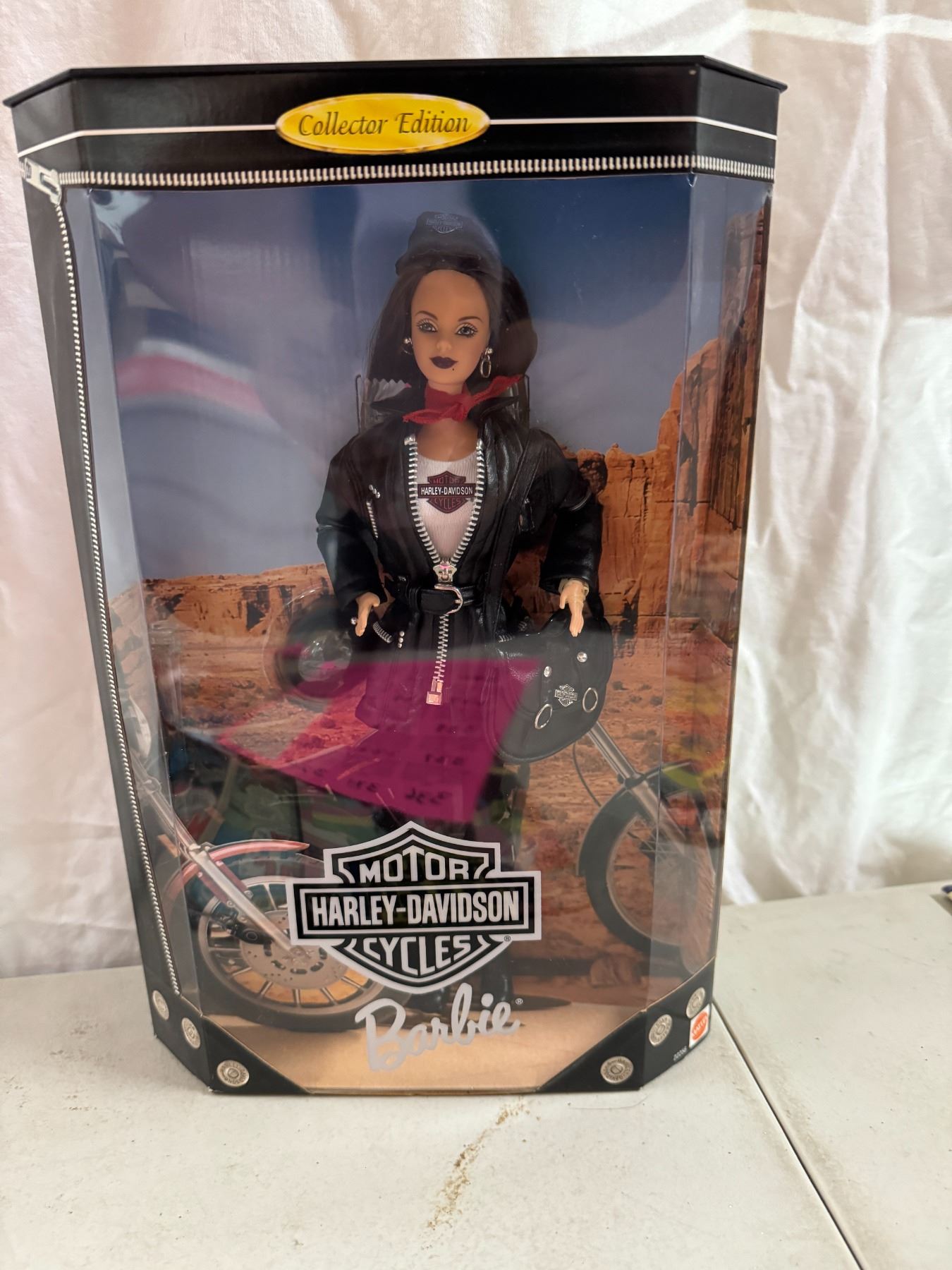 Harley Davidson, motorcycle collector, edition, Barbie