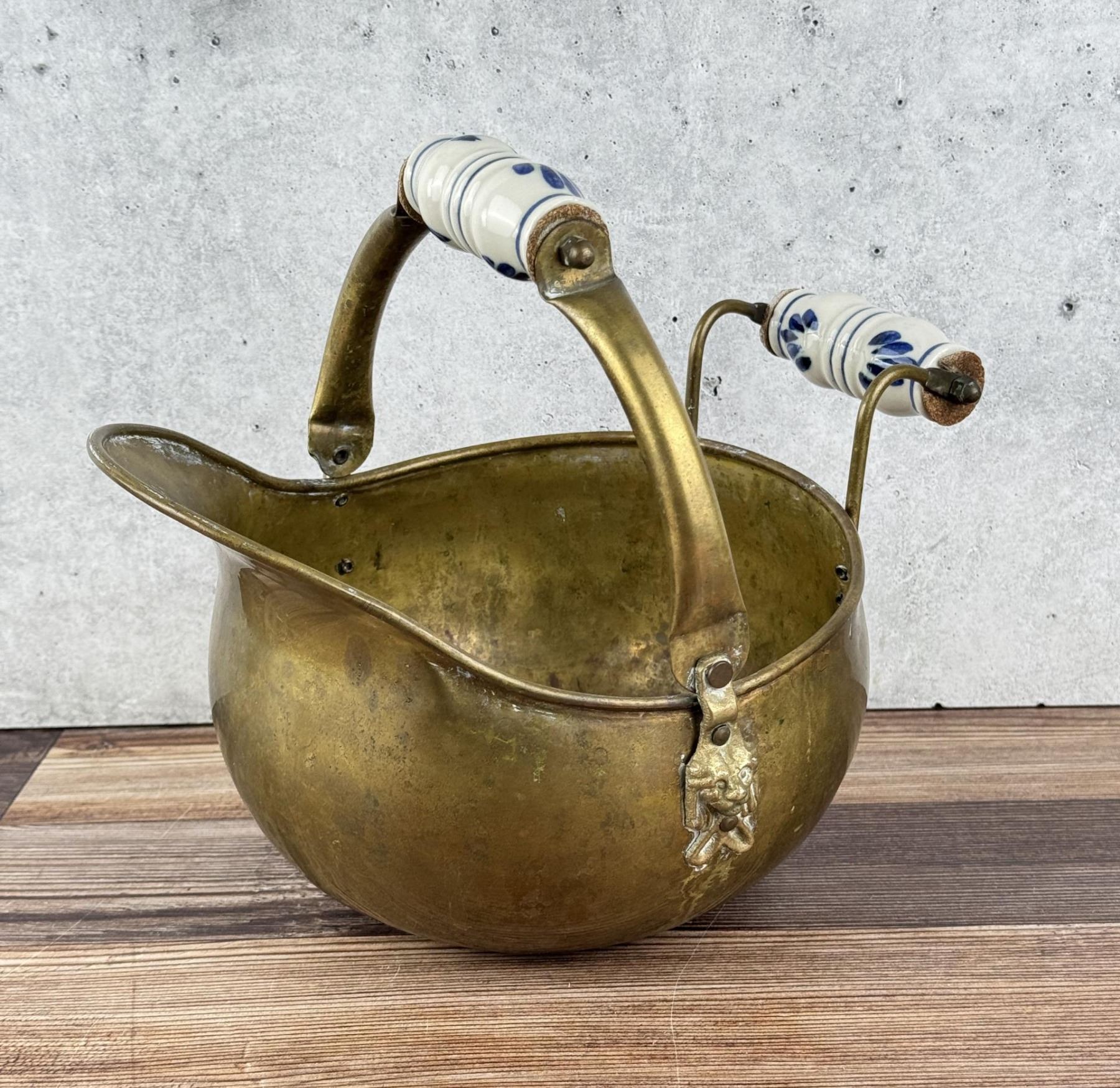 Blue Onion Porcelain Brass Coal Scuttle Hod