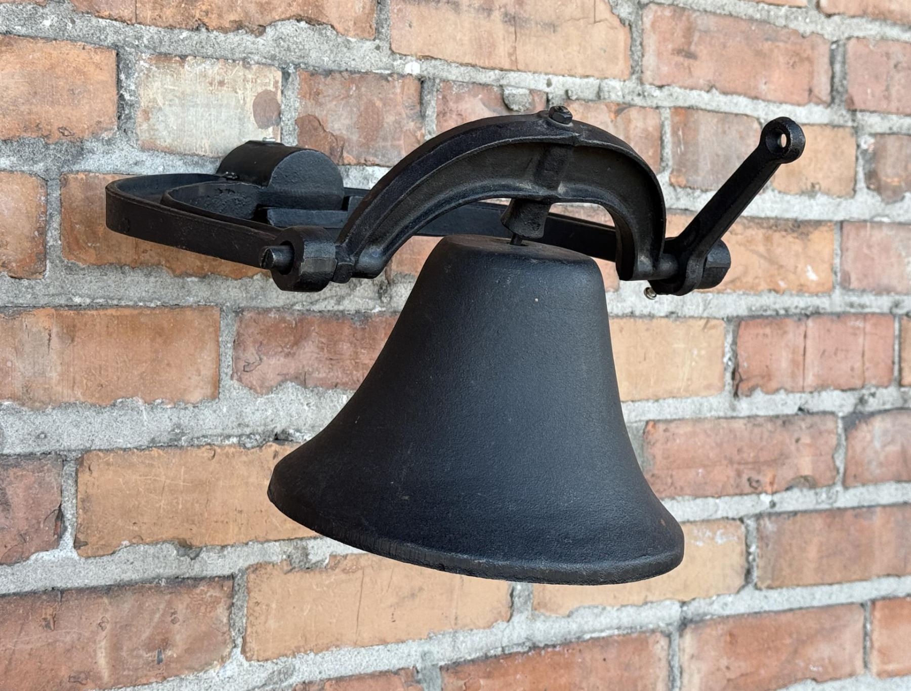 Montana Ranch Cast Iron Dinner Bell