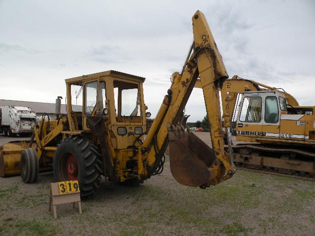 Case 680C Construction King backhoe