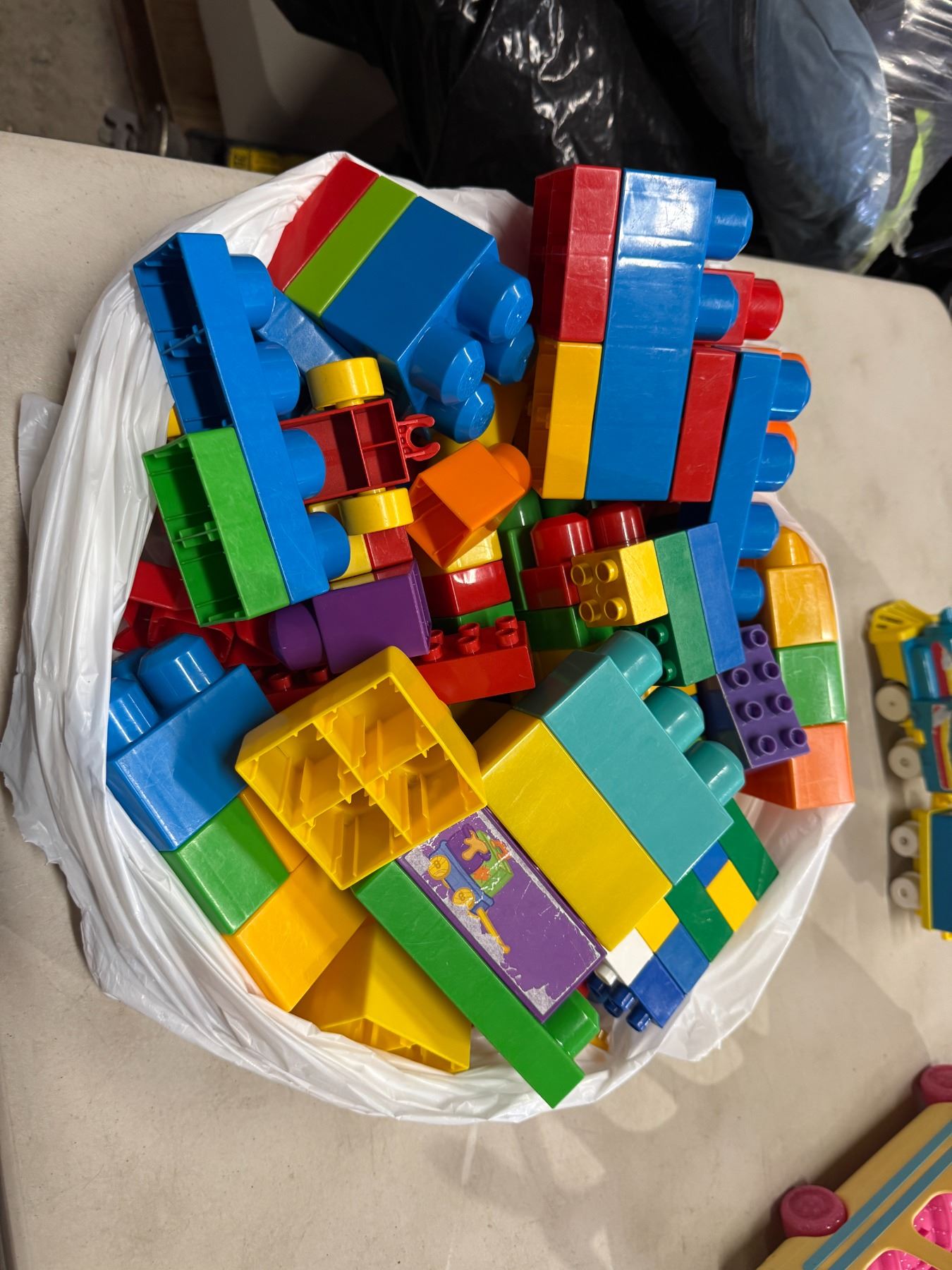 Mega blocks