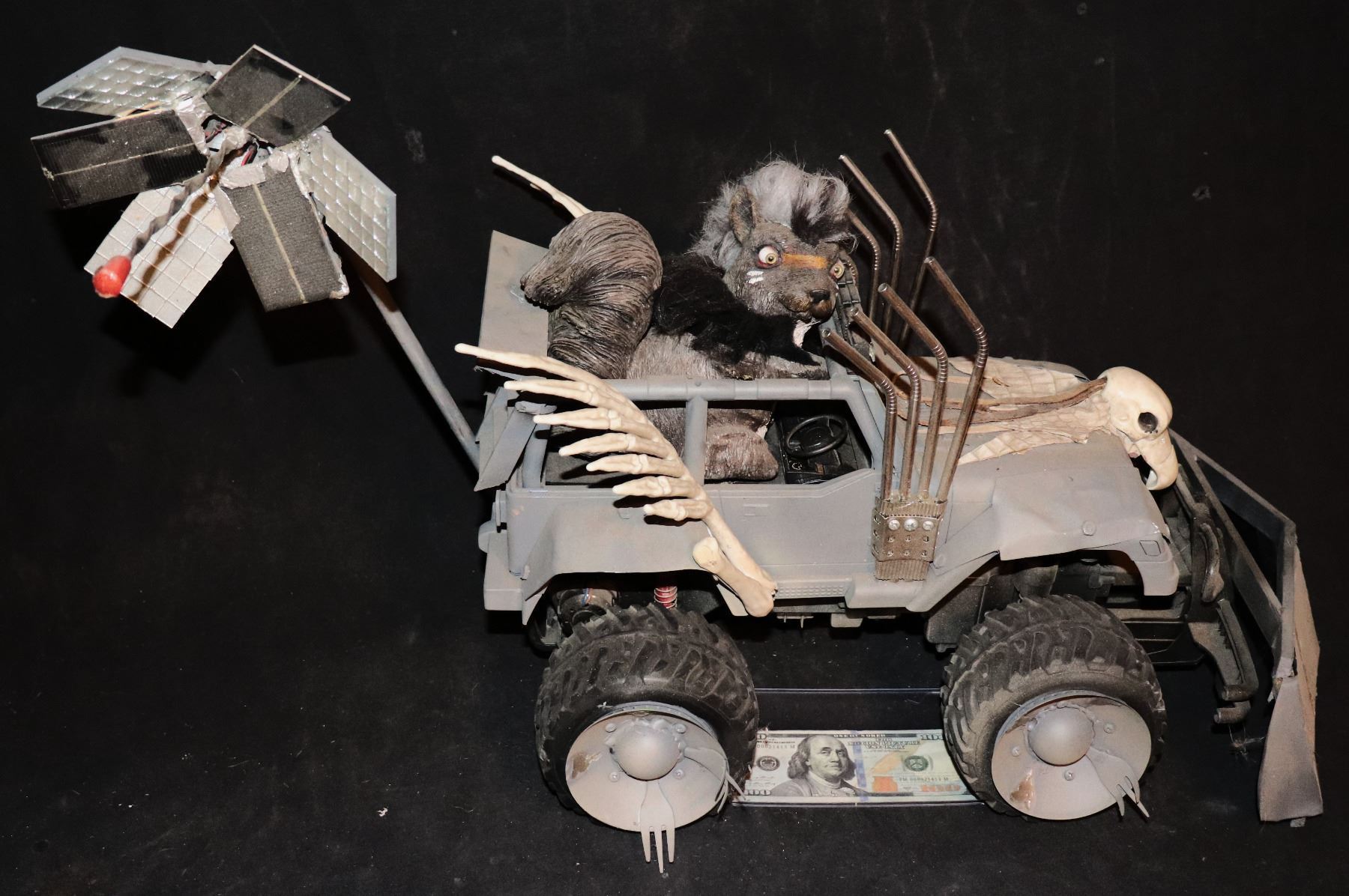 BIG BROTHER BENNY THE BB SQUIRREL POST APOCALYPSE MAD MAX REMOTE ...