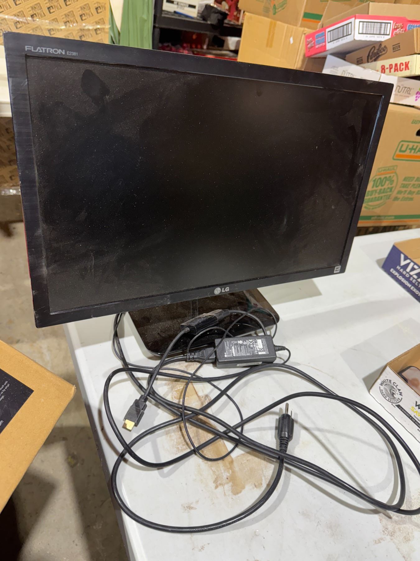 LG monitor
