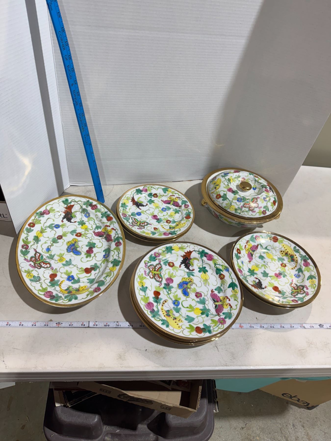 Japanese porcelain wear