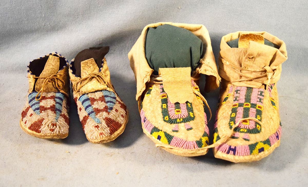 (2) Pair of beaded Northern Plains Indian moccasins, 7" long & 8" long