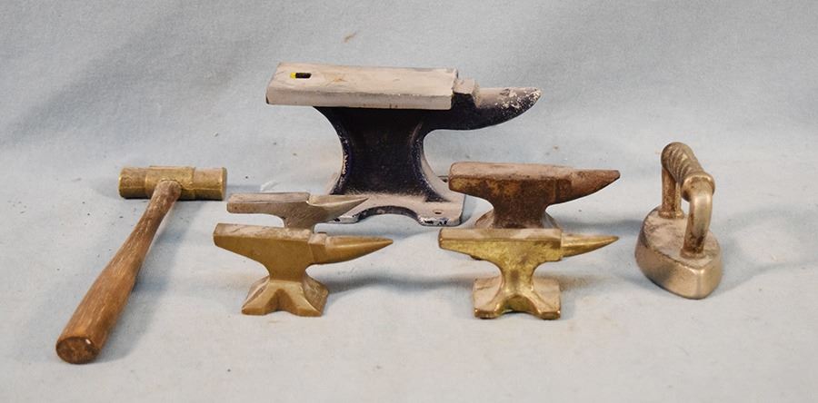8 pcs: (5) miniature anvils, small flat iron & small hammer and Mini ...