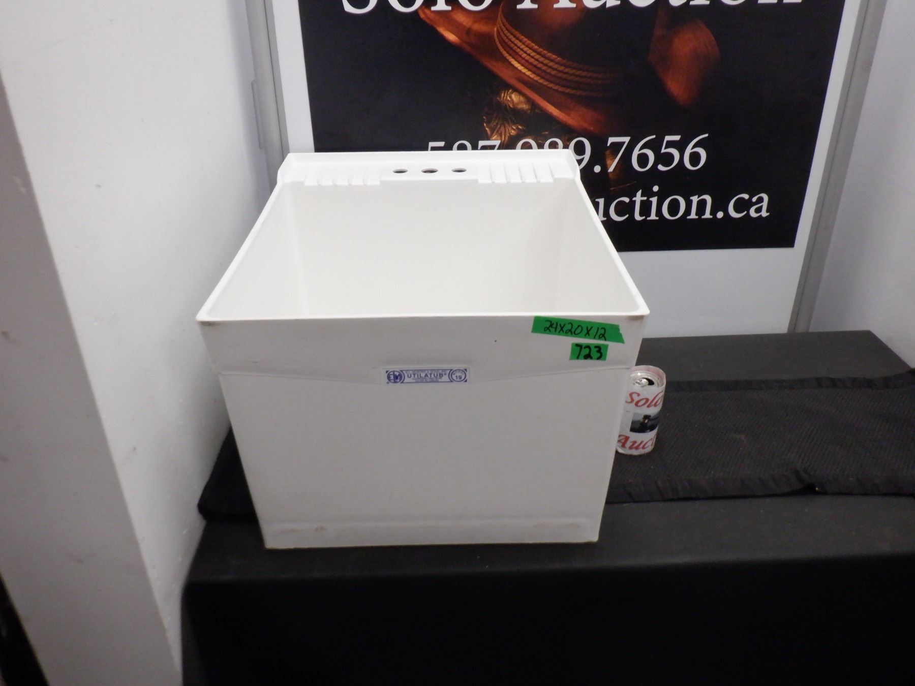Utilatub laundry sink 24" x 20" x 12 inches deep