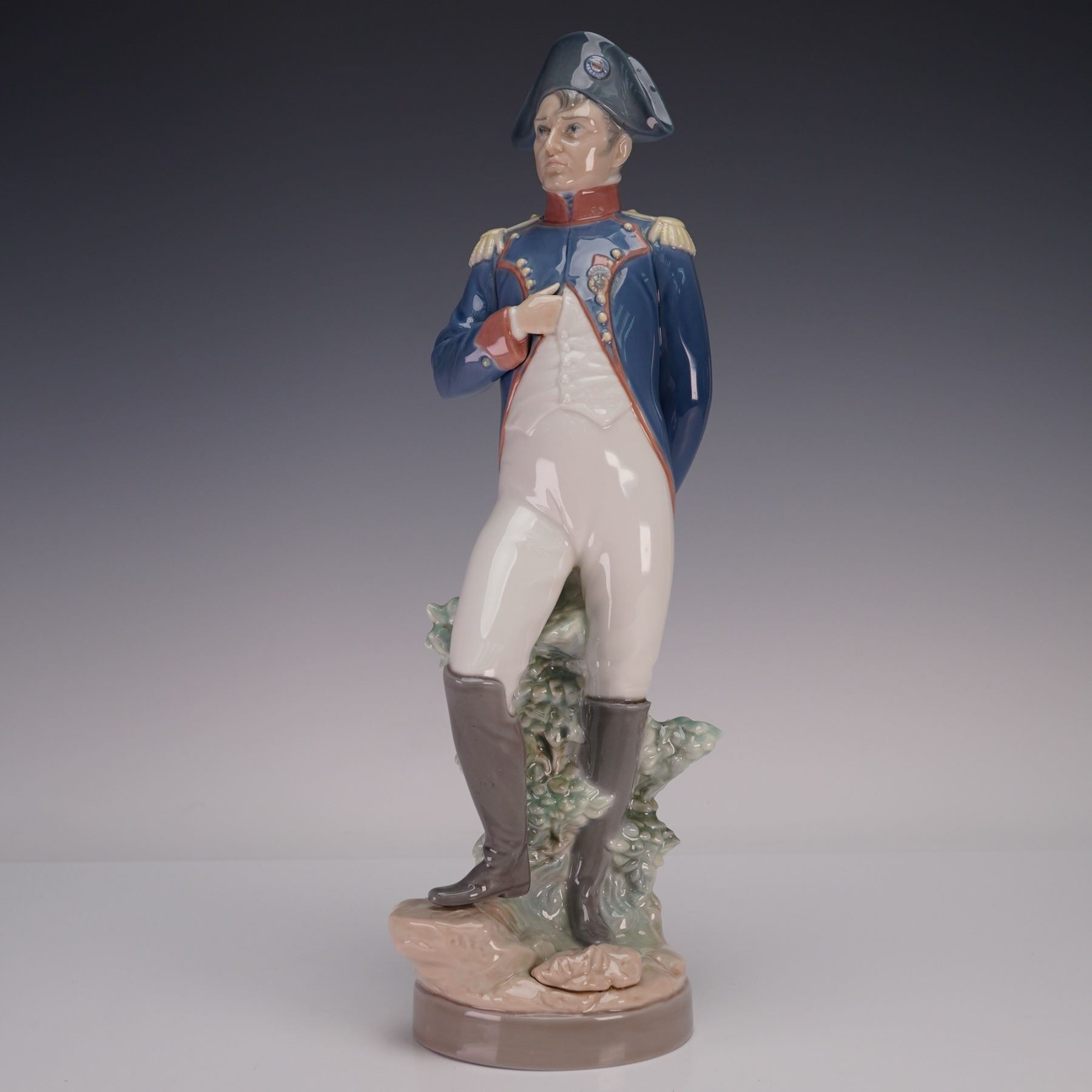 Lladro Porcelain Figurine, Napoleon Bonaparte 1005338