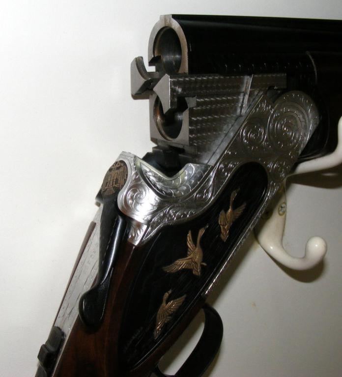 HUGLU 103FE SINGLE SHOT SHOTGUN