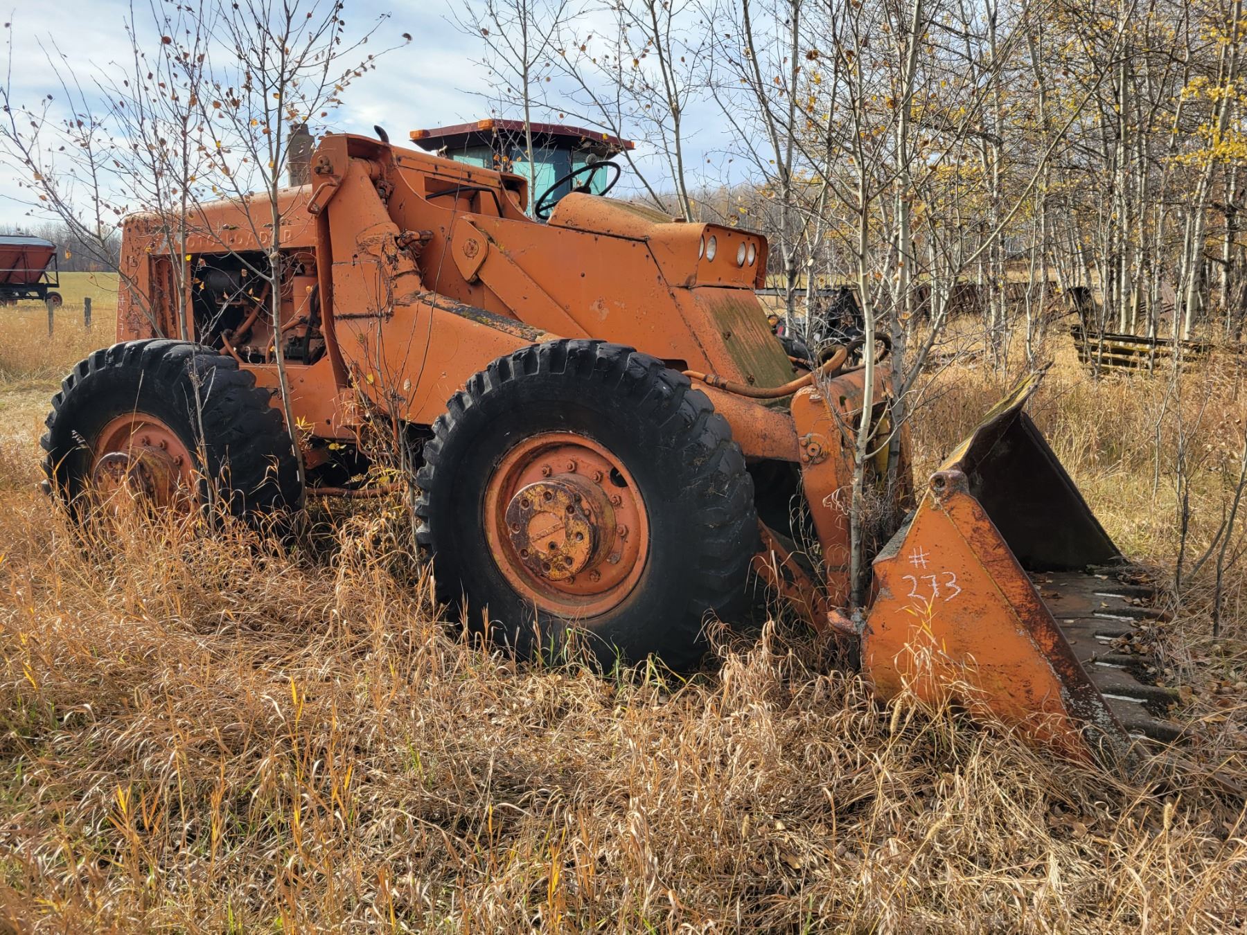 Lorain Thew wheel loader, 6 cyl. Gas, 4 spd Allison power shift, 8 ft ...