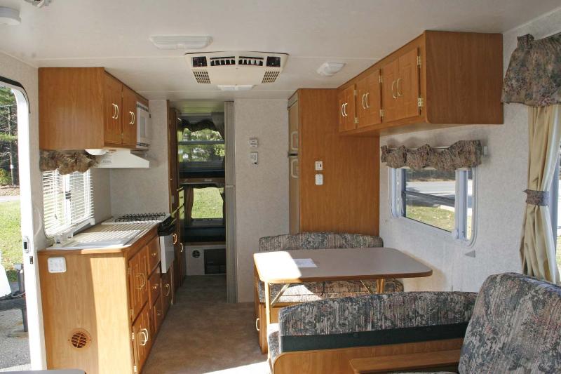 2002 Coleman Caravan
