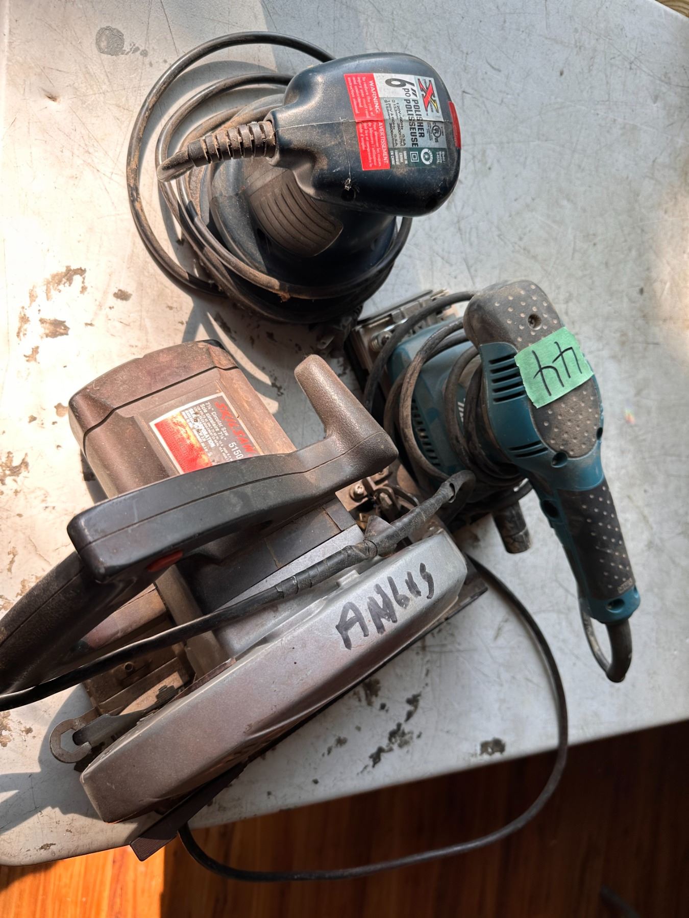Skil Saw 7 1/4 Circular Saw (taped cord) Hand Polisher & Makita Sander