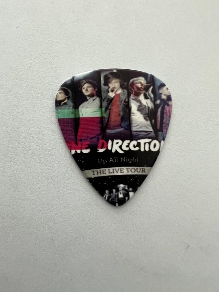 One Direction guitar pick