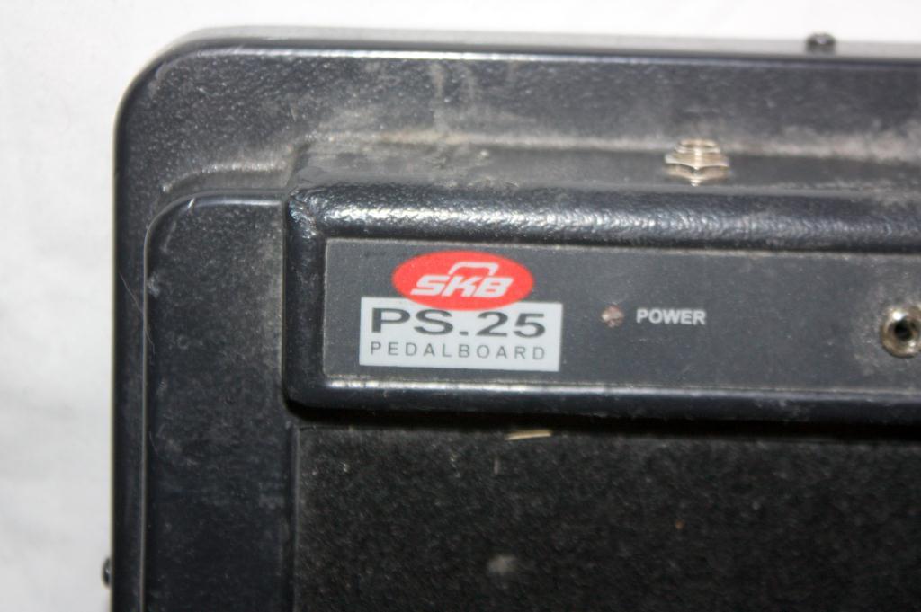 SKB PS-25 Guitar Pedalboard